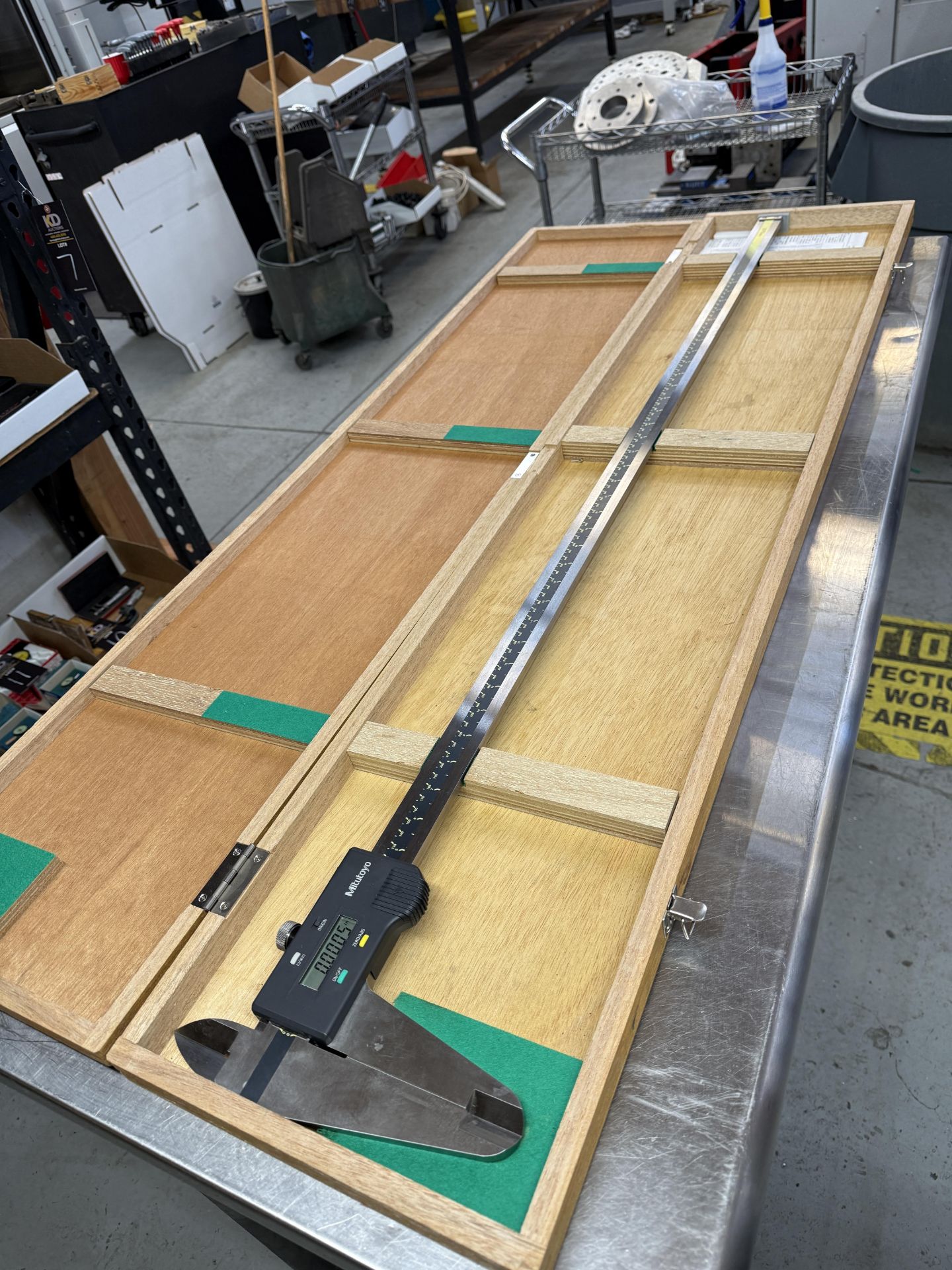 Mitutoyo Absolute Digimatic 0-40" Digital Caliper # 500-507-10
