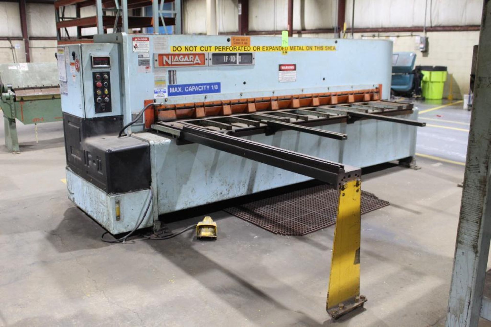 Niagara 1F-10-2 1/4" Capacity Hydraulic Shear Model:IF-10-1/4 II