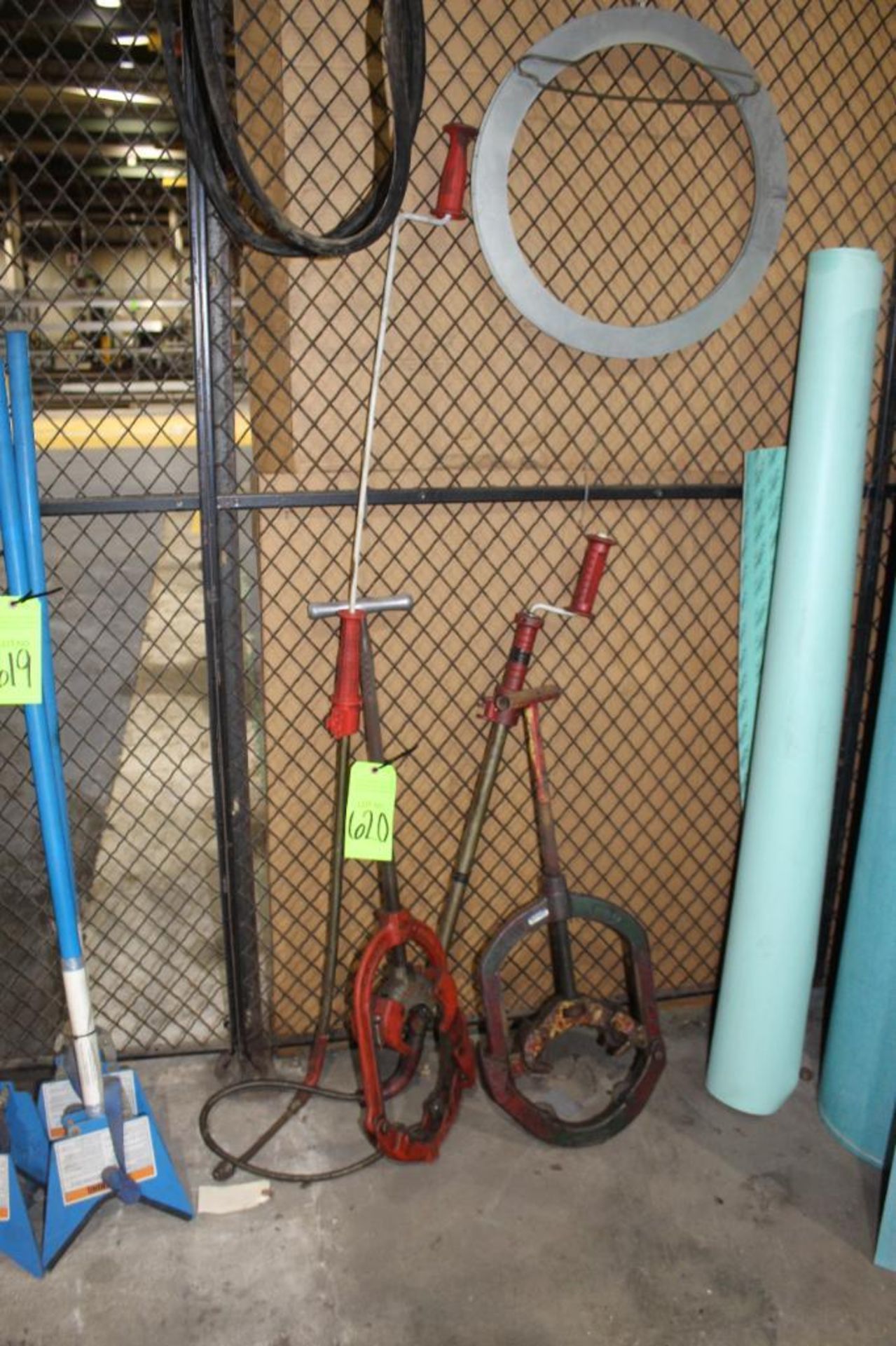 Ridgid and Reed Mfg. Pipe Cutters with Drain Snakes- Ridgid No.466 4-6 ...