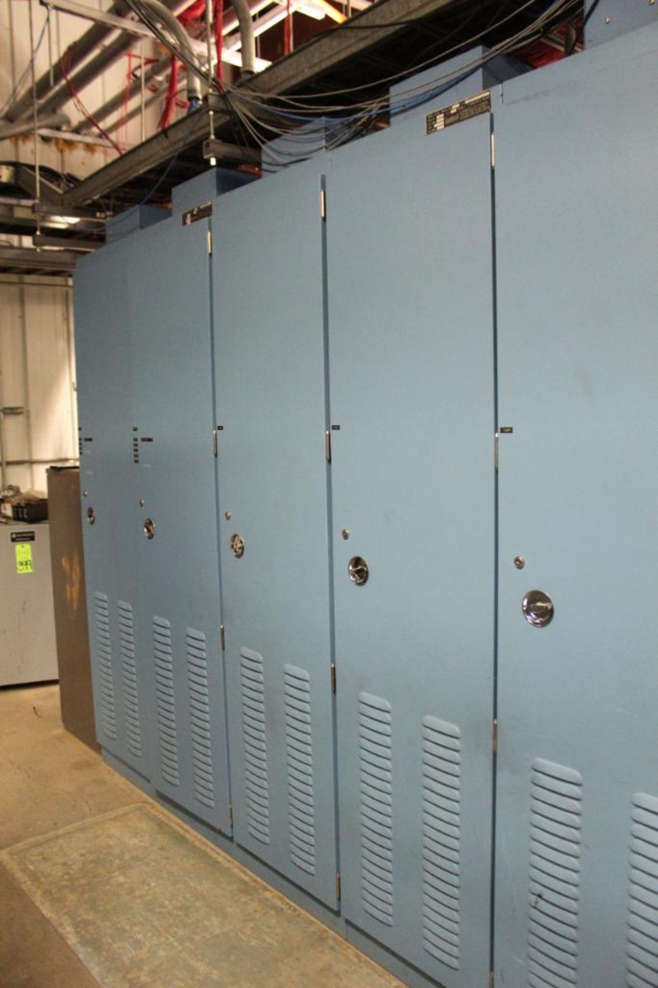 Rosemount Sytem 3 Model: 6000, S/N: 445, 115 Vac, 60 Hertz, Ac Amps:46 ...