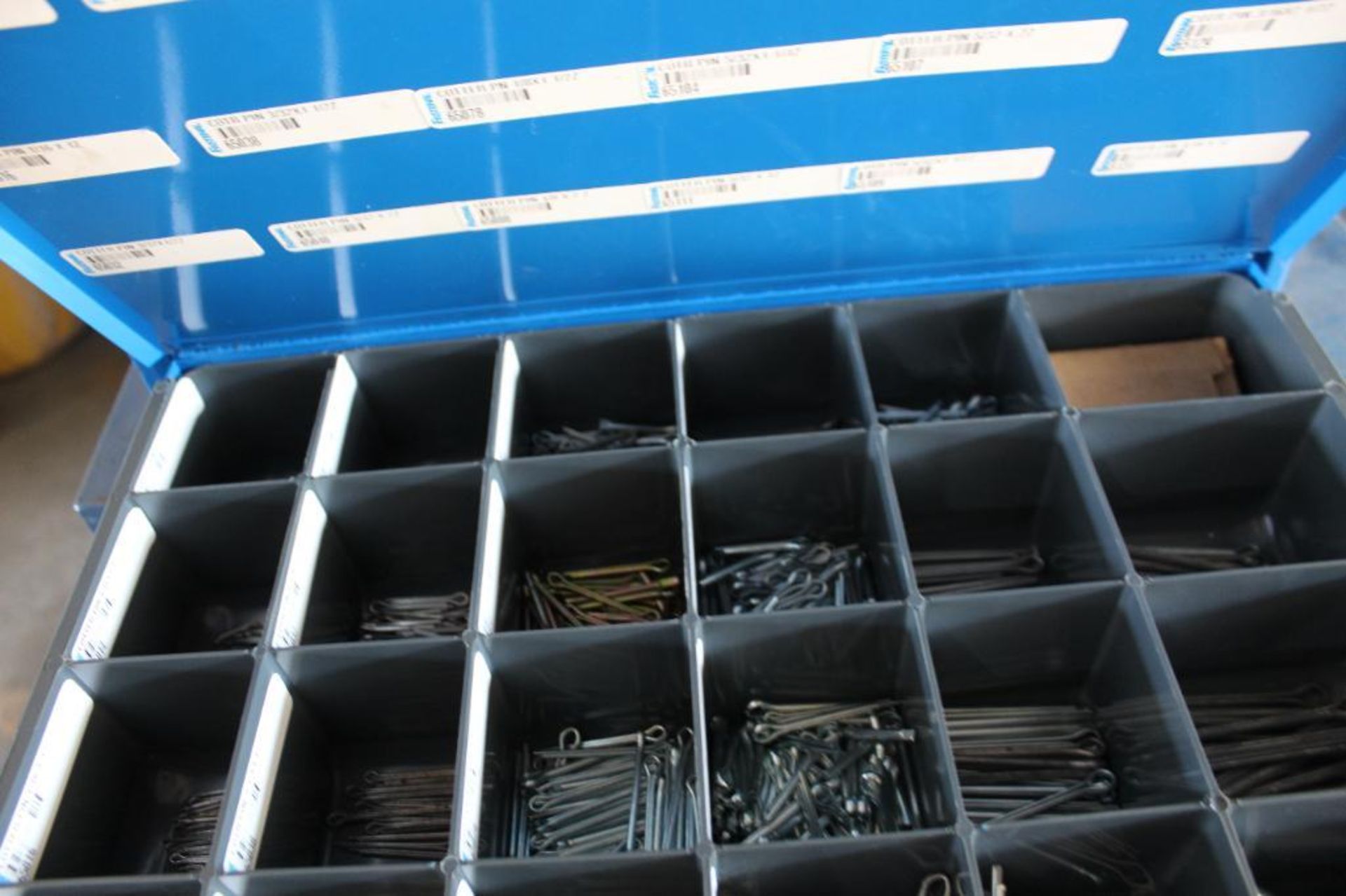 Fastenal 4-Drawer Organizer with Contents- Cotter Pins, Socket Head ...
