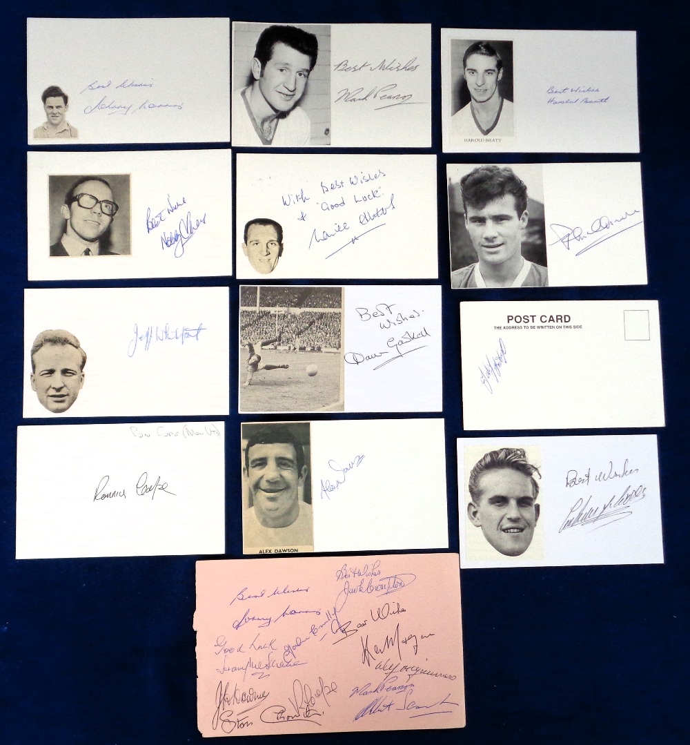 Football autographs, Manchester United, autograph album page with 11 ...