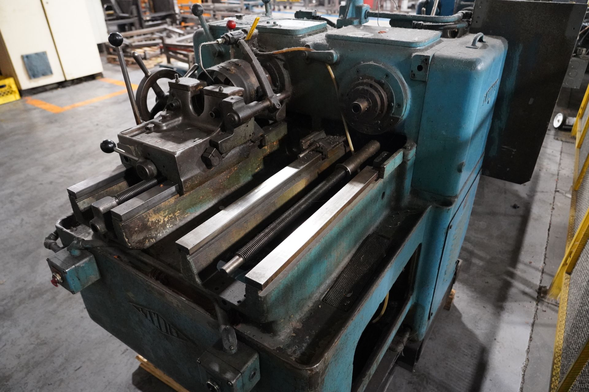 LANDIS DOUBLE HEAD TUBE FACING MACHINE. SPINDLE SPEED 72 - 435 RPM