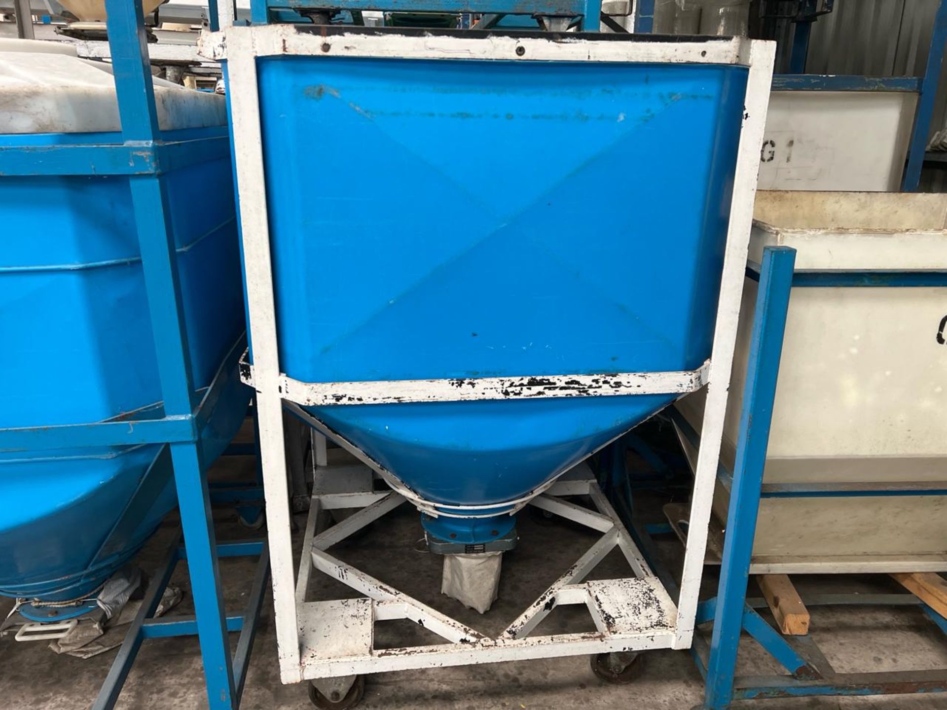 Plastic Hopper With Metal Frame no reserve Approximate Dimensions ...