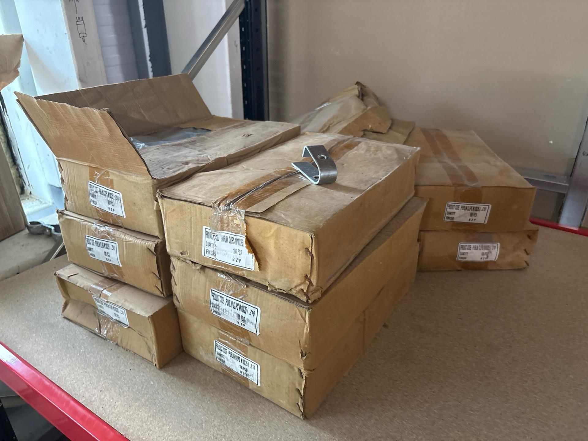 10 Boxes Of Purlin M10 x 25 Clips Approximately x 1000 Approximate ...