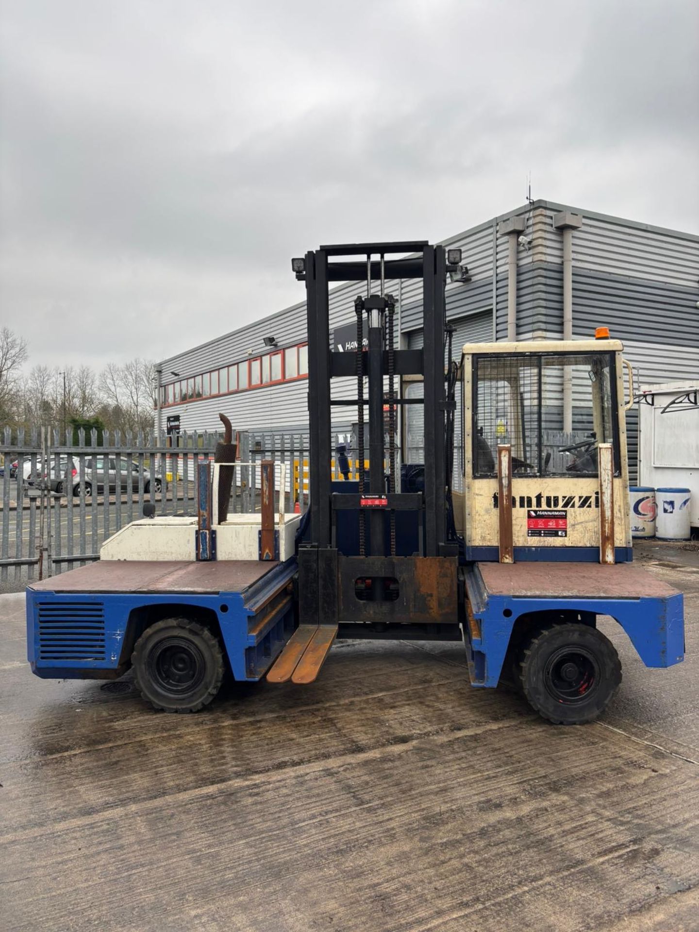 2008 Fantuzzi SF40U Sideloader Diesel Forklift, 6800 Hours, 4 Tonne ...