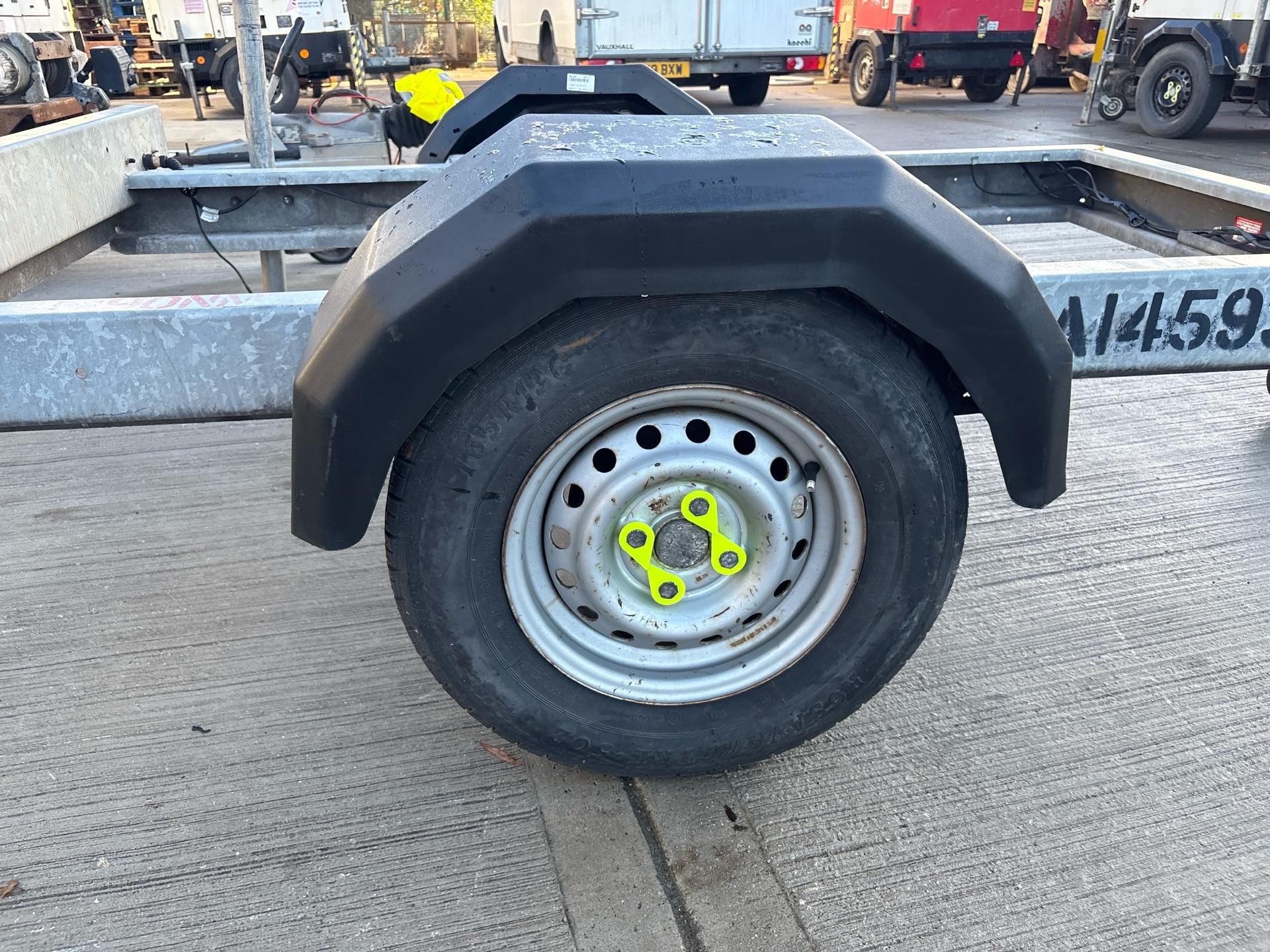 Trailer For Sdmo R22 Ex hire equipment from Speedy Hire, Signs of use ...