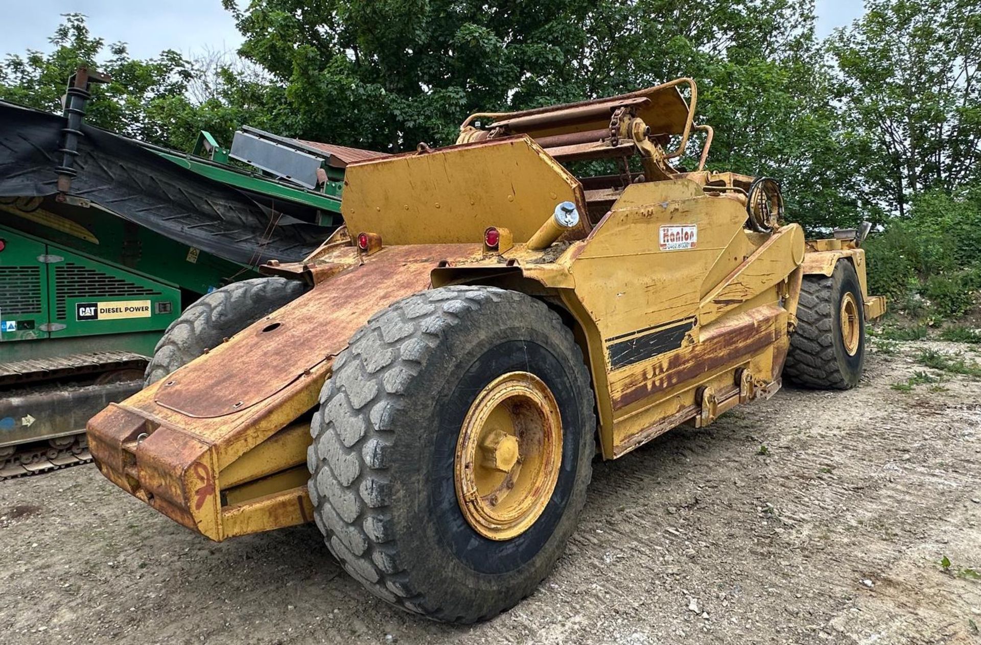 Caterpillar Self Elevating Scraper – 613B Caterpillar Self Elevating ...
