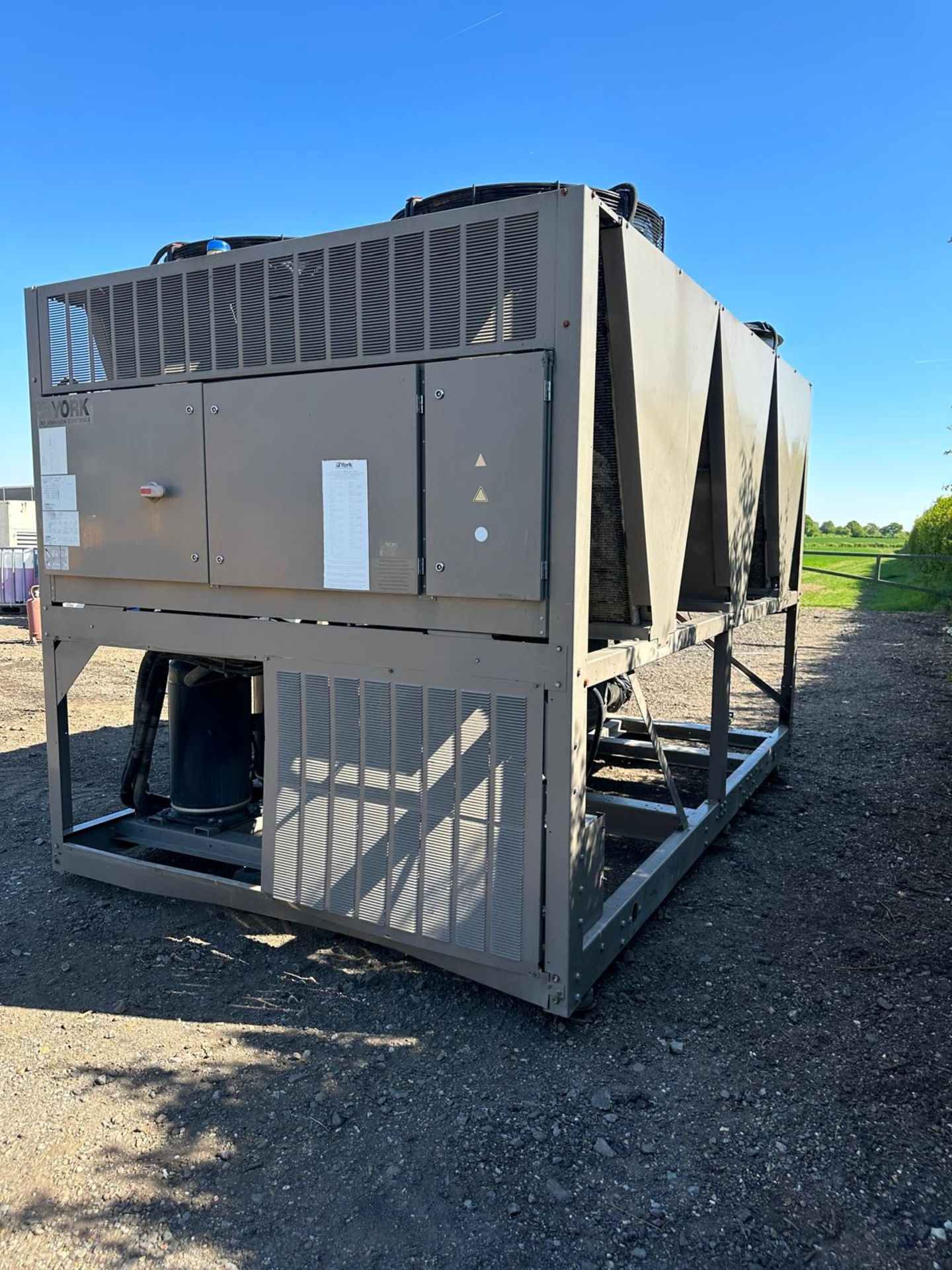 York International Industrial Water Chiller Model YLAA 0300 kW cooling ...