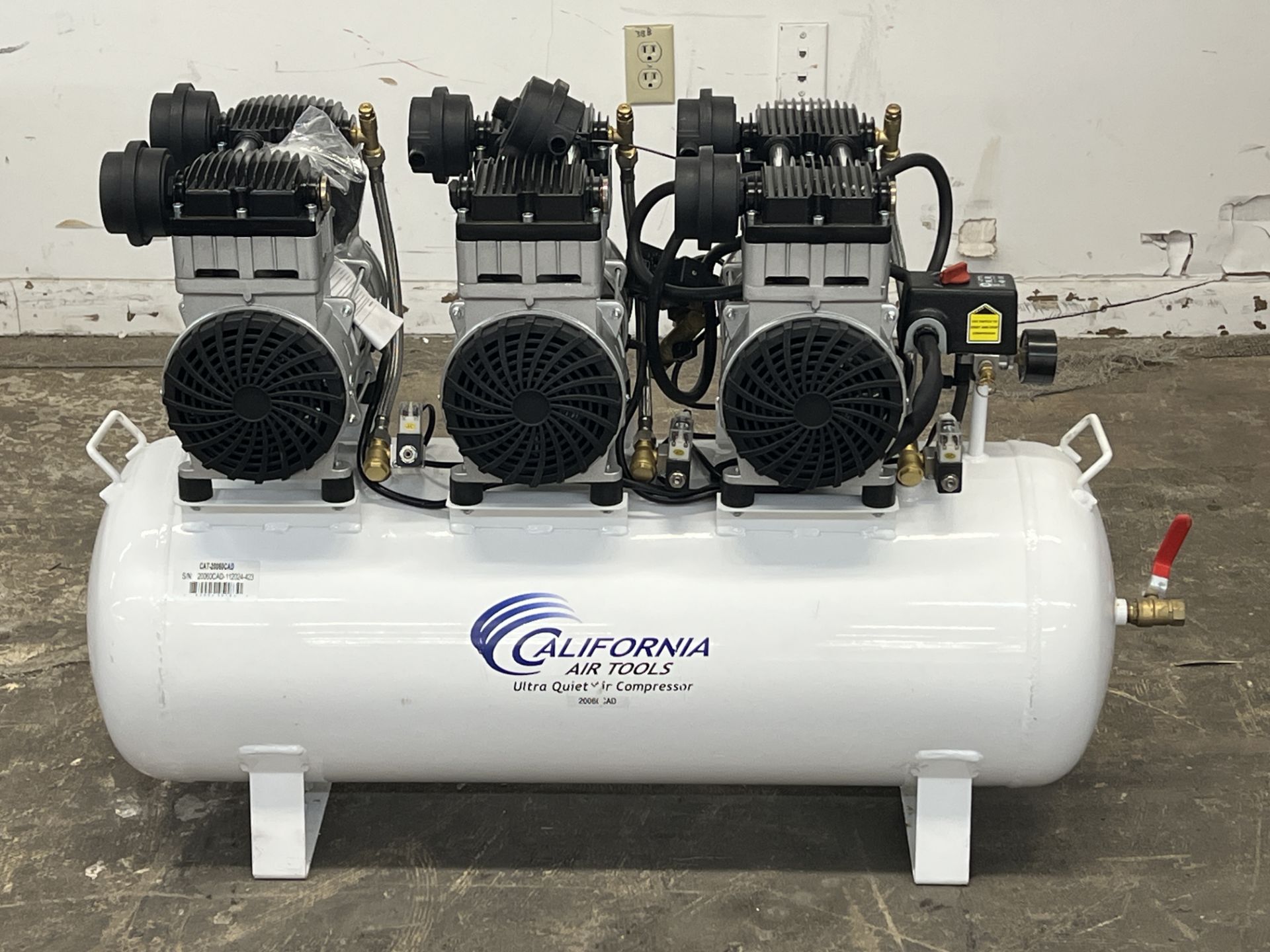 California Air Ultra Quiet Compressor. Cat-20060CAD. Serial# 20060CAD ...