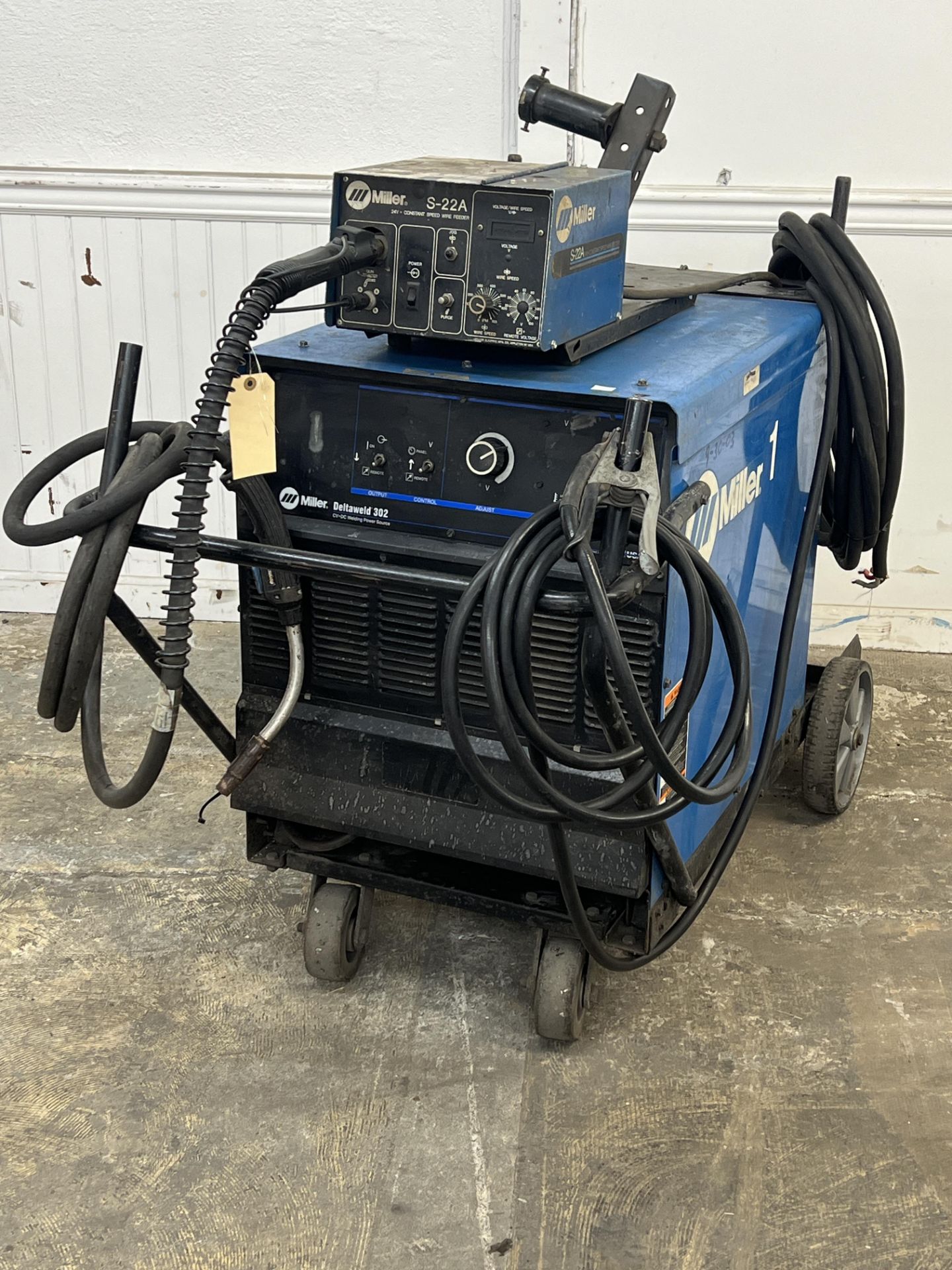 Miller Deltaweld 302 W/ Miller S- 22A Wire Feeder. Stock# 903376 ...