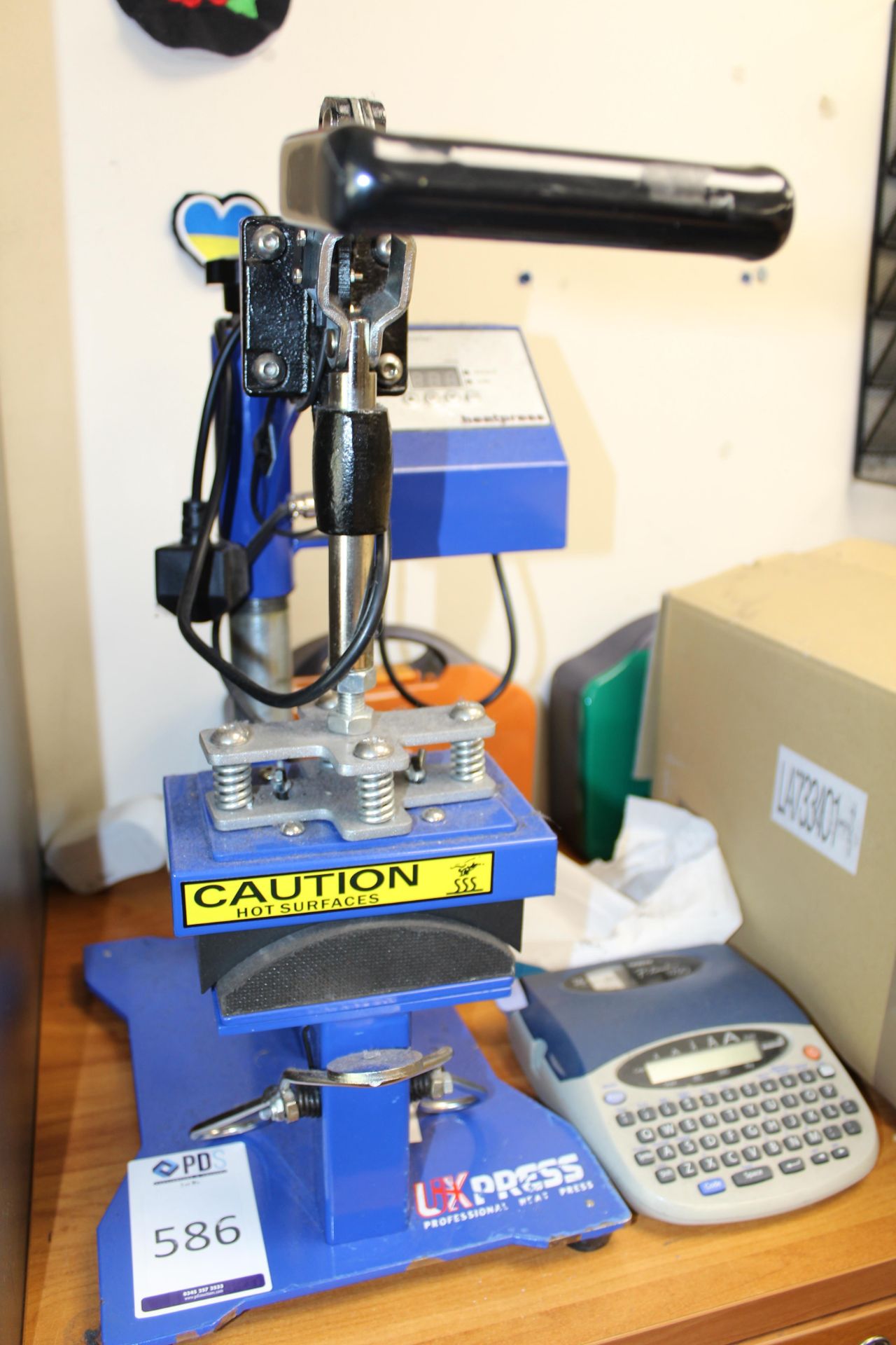 UK Press Professional Heated Benchtop Cap Press With Digital Control ...