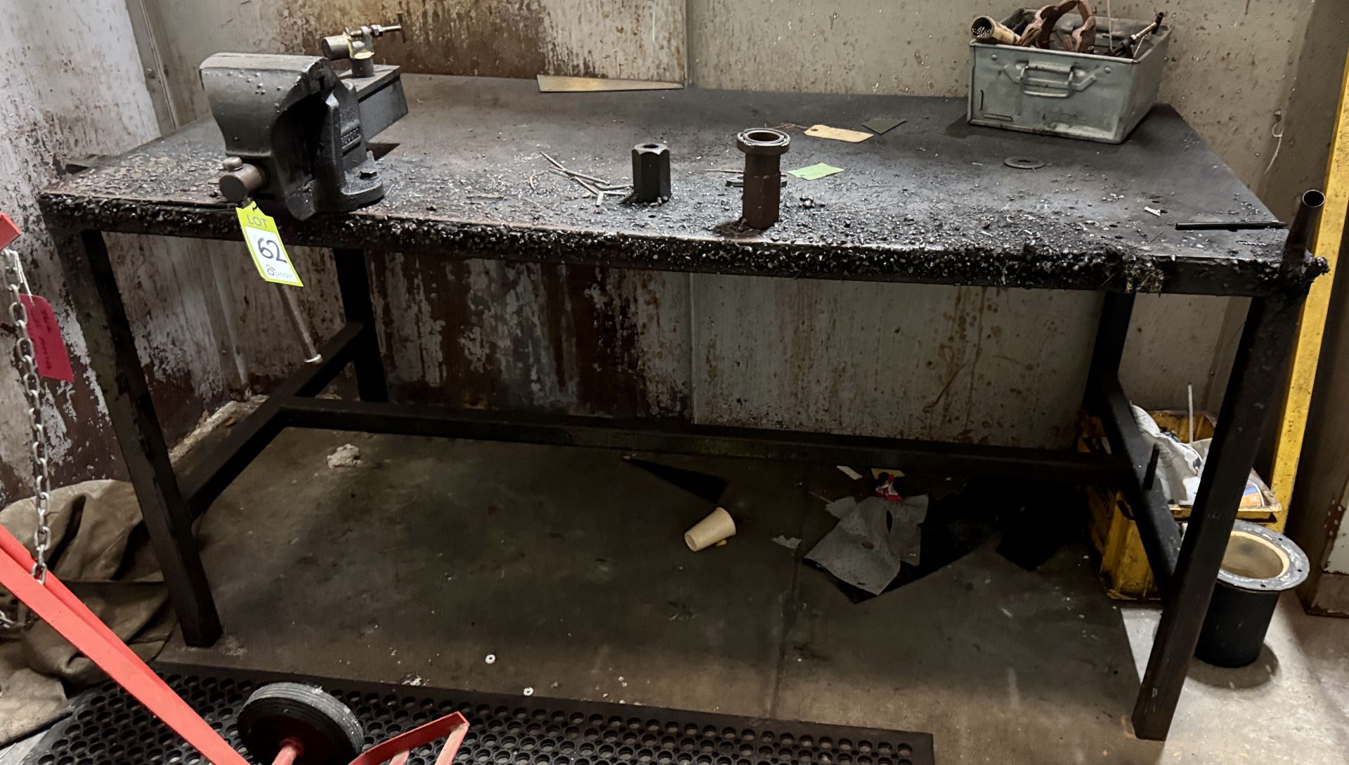 Fabricated Welding Bench, 1840mm x 870mm x 890mm, with Record No6 ...