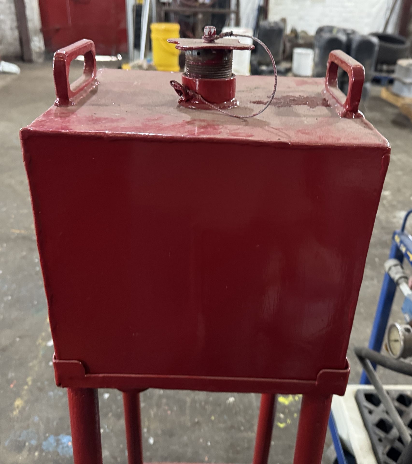 Stand mounted Draining Tank, 300mm x 280mm x 280mm