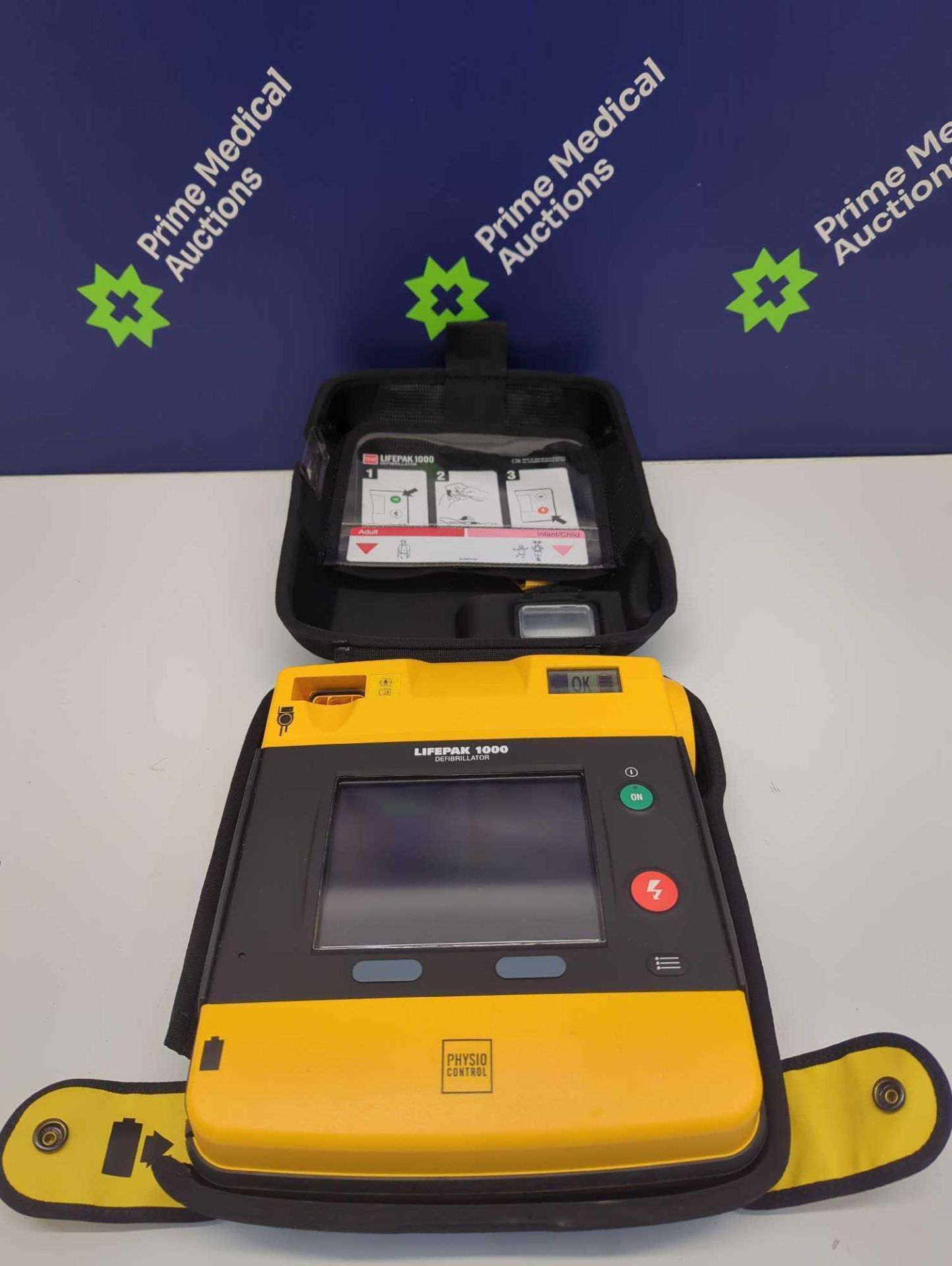 Physio Control Lifepak 1000 Defibrillator with Battery in Carry Case ...