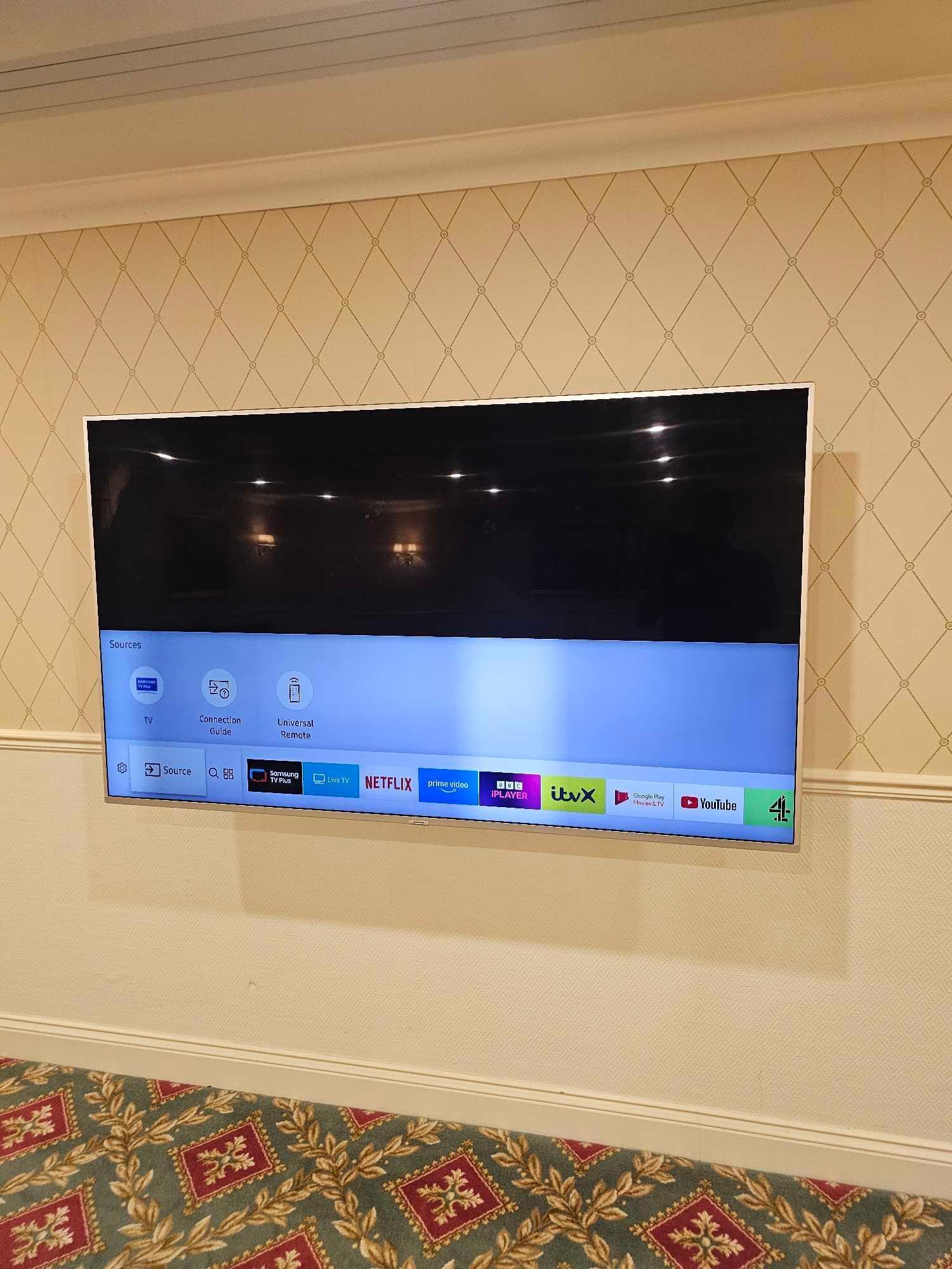 Samsung UE75MU8000 75" MU8000 Dynamic Crystal Colour Ultra HD HDR 1000 ...