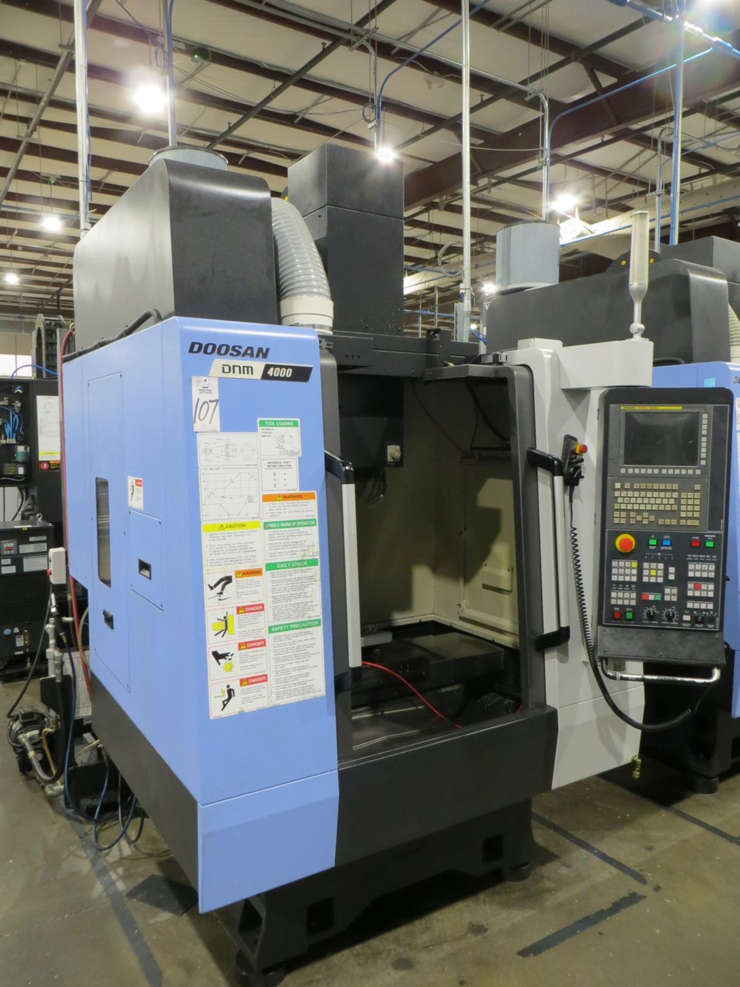 2019 Doosan DNM-4000 CNC Vertical Machining Center Doosan-Fanuc i ...