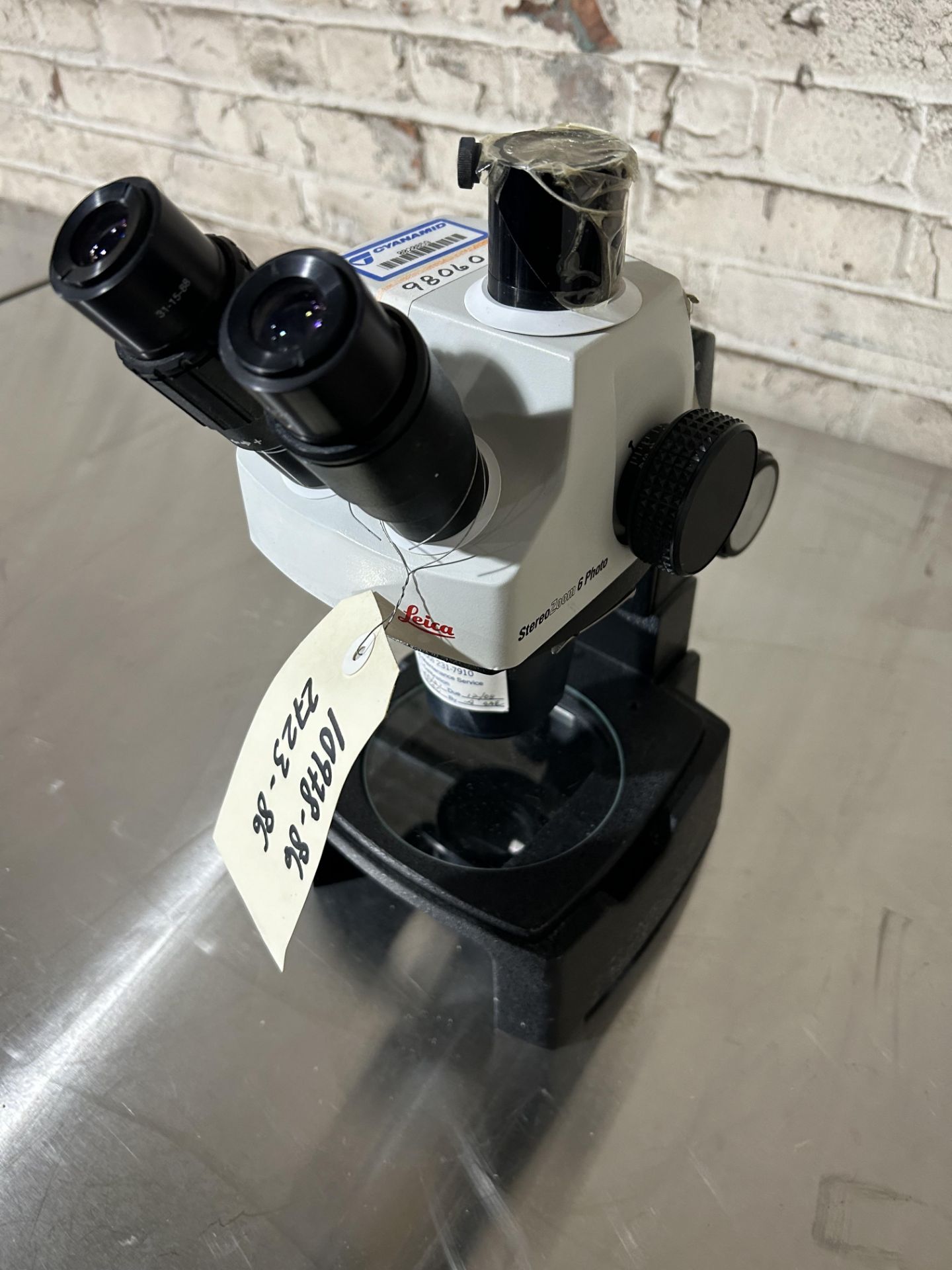 Leica Microscope, , REF 2723-86