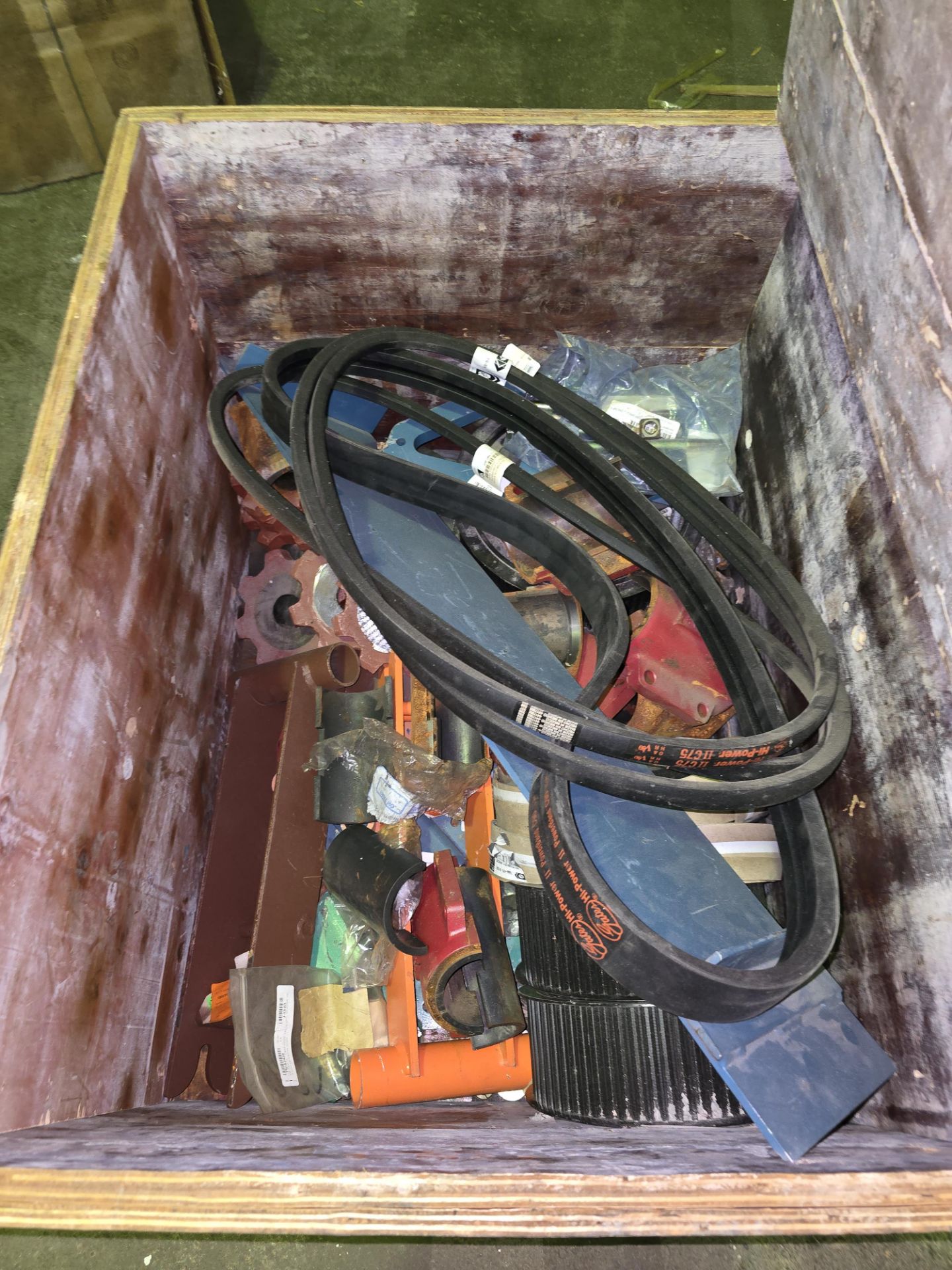Crate with Miscellanous Parts [Tag:66369]