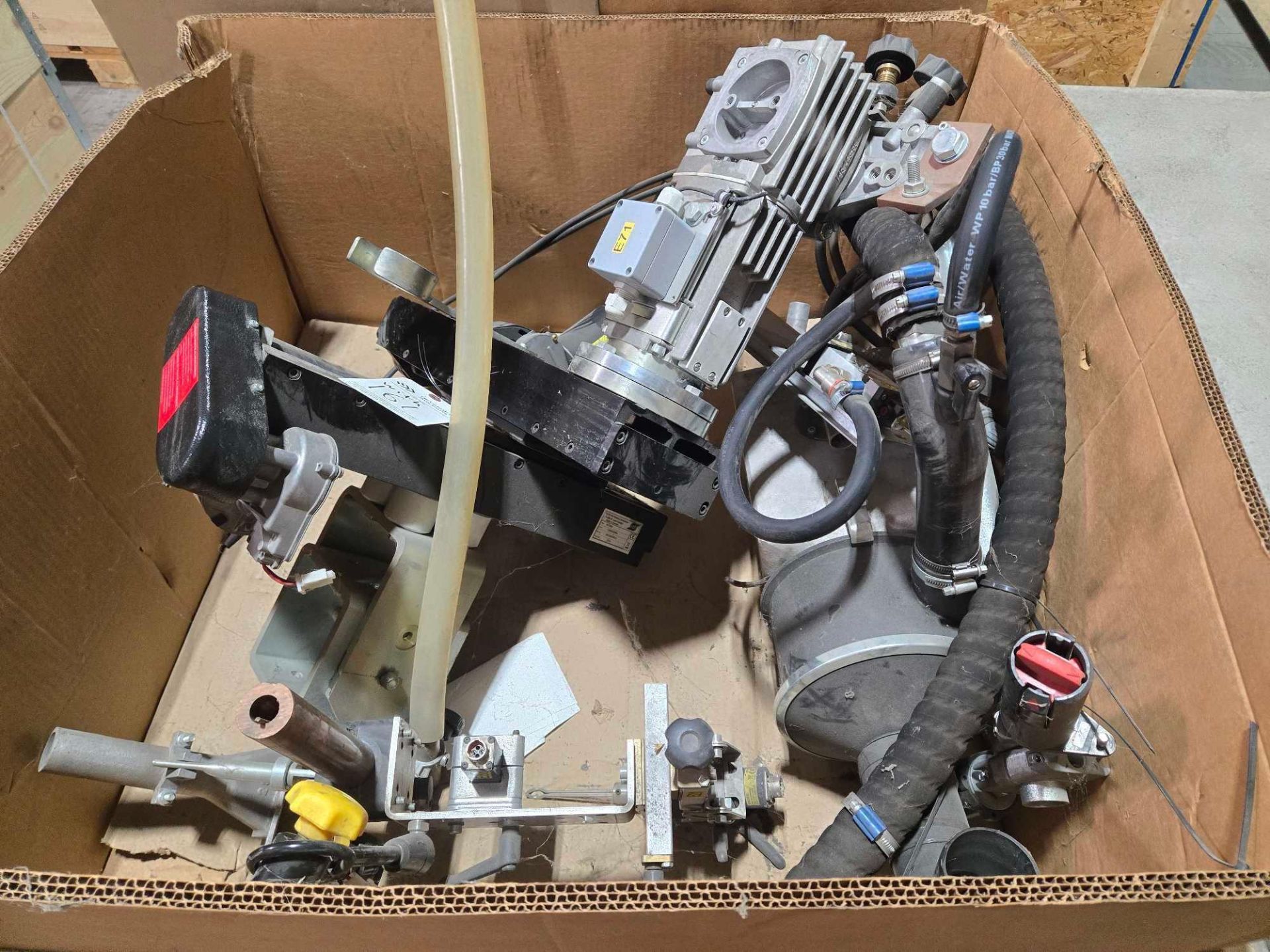 2019 ESAB CAB 300M 4X4 MODULAR COLUMN & BOOM WELDING MANIPULATOR ...