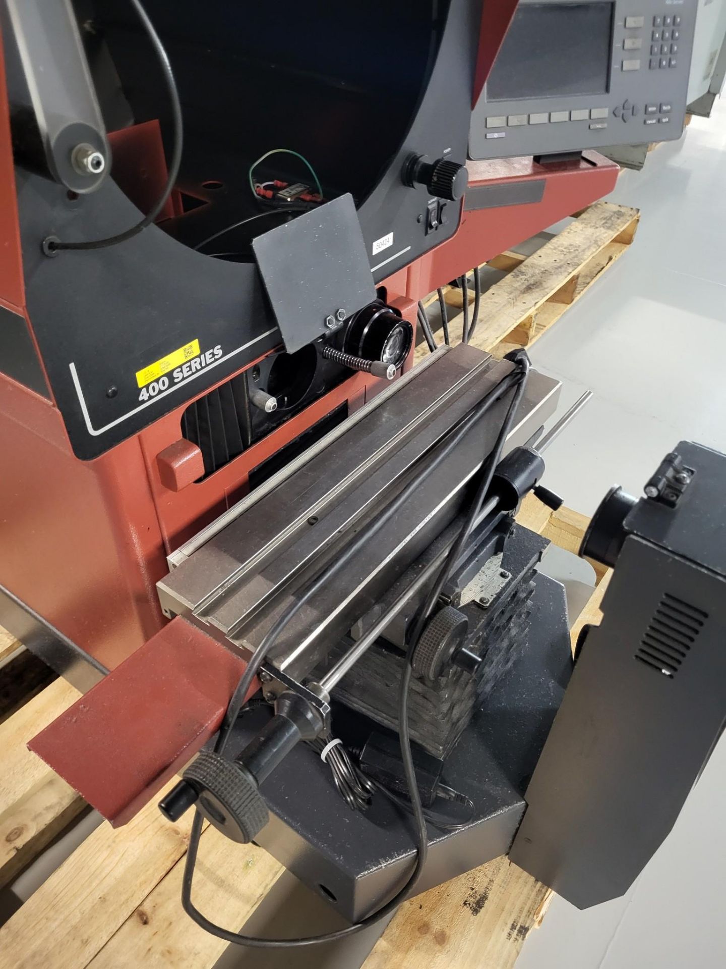 STARRETT HD-400 BENCH TOP OPTICAL COMPARATOR WITH MX SERIES CONTROLS SN ...