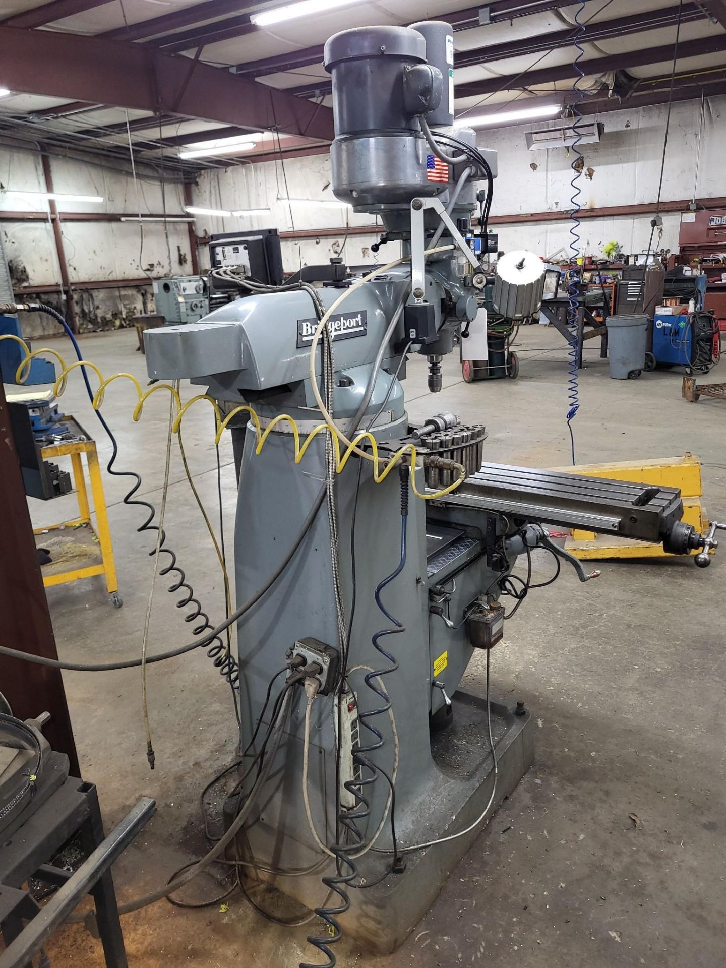 BRIDGEPORT SERIES 1 KNEE MILL WITH KURT POWERLOCK AUTO POWER DRAWBAR ...