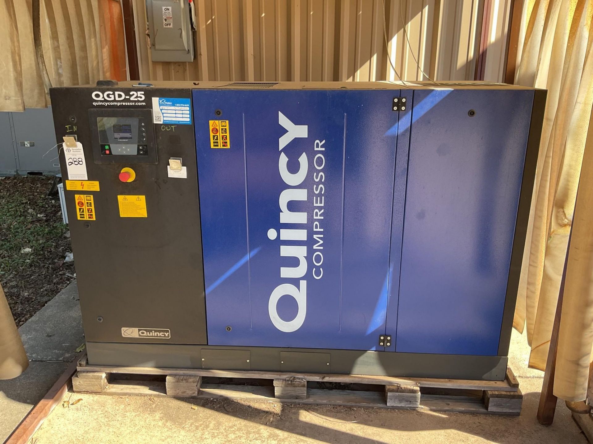 QUINCY COMPRESSOR QGD 25 HP ROTARY SCREW AIR COMPRESSOR, 120 GALLON ...