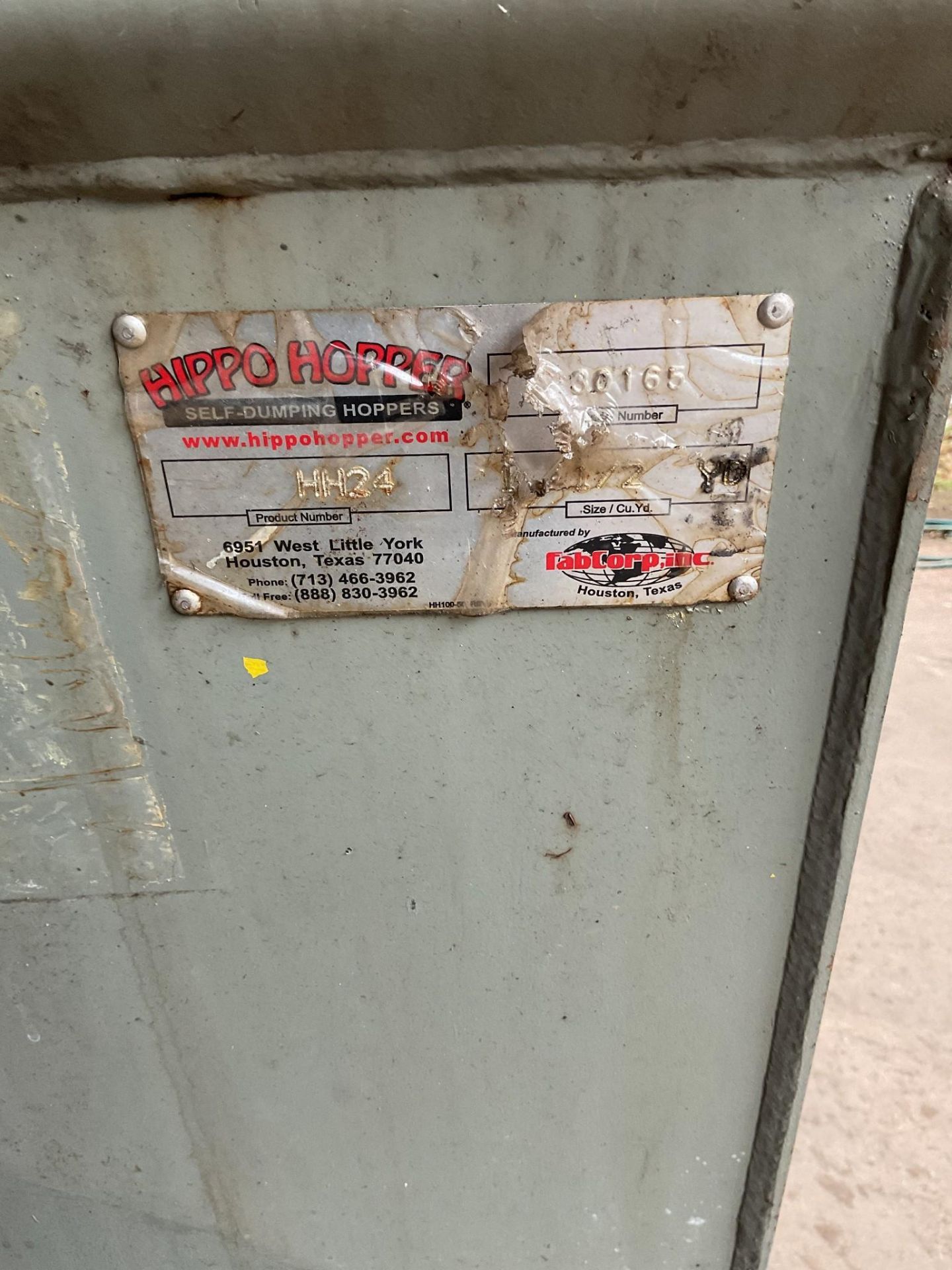 HIPPO HOPPER HH24 1.5 CUBIC YARD SELF-DUMPING HOPPER Item Location ...