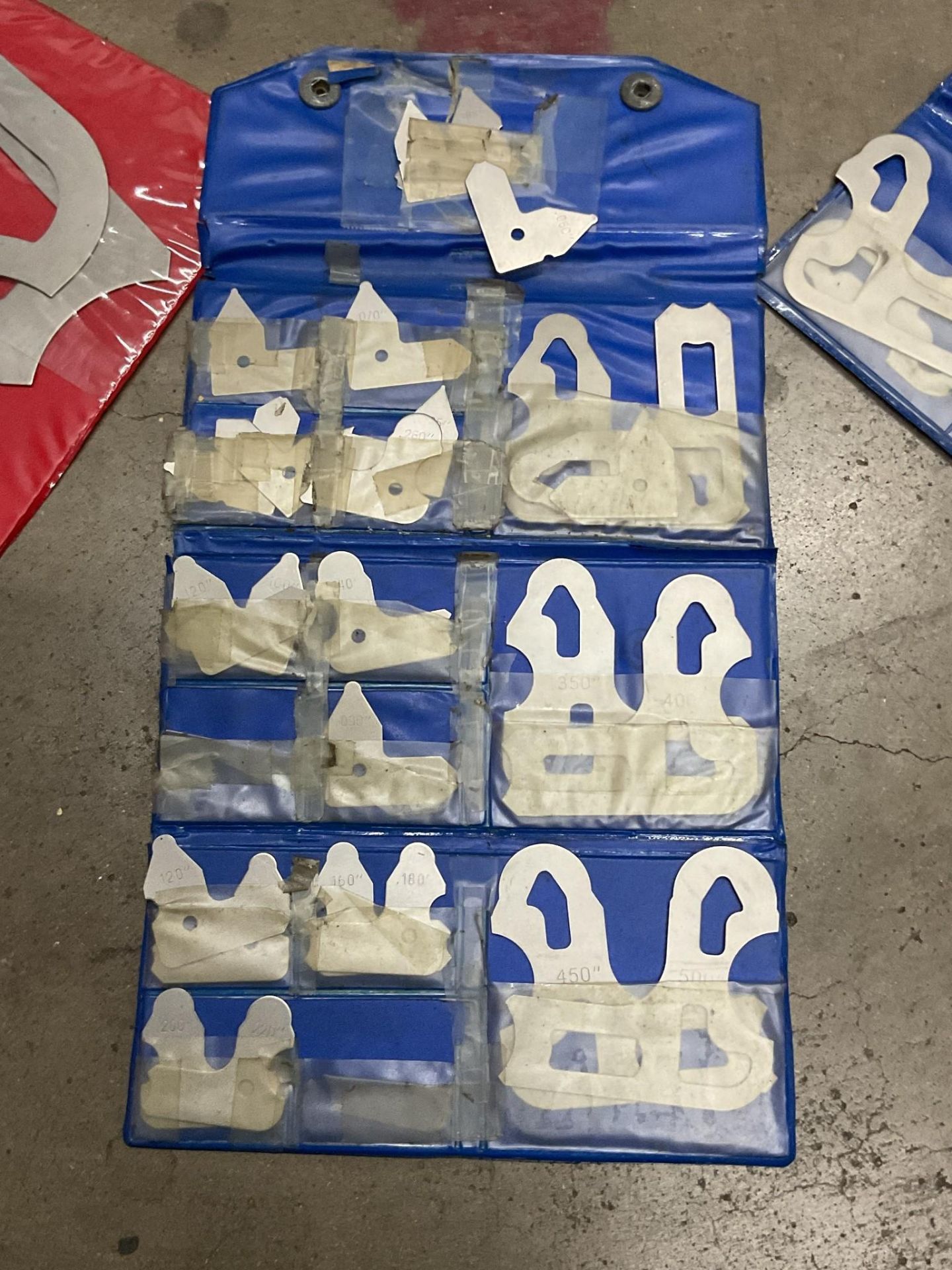 ASSORTED RADIUS AND GROOVES GAGE SETS Item Location - Fort Worth, TX