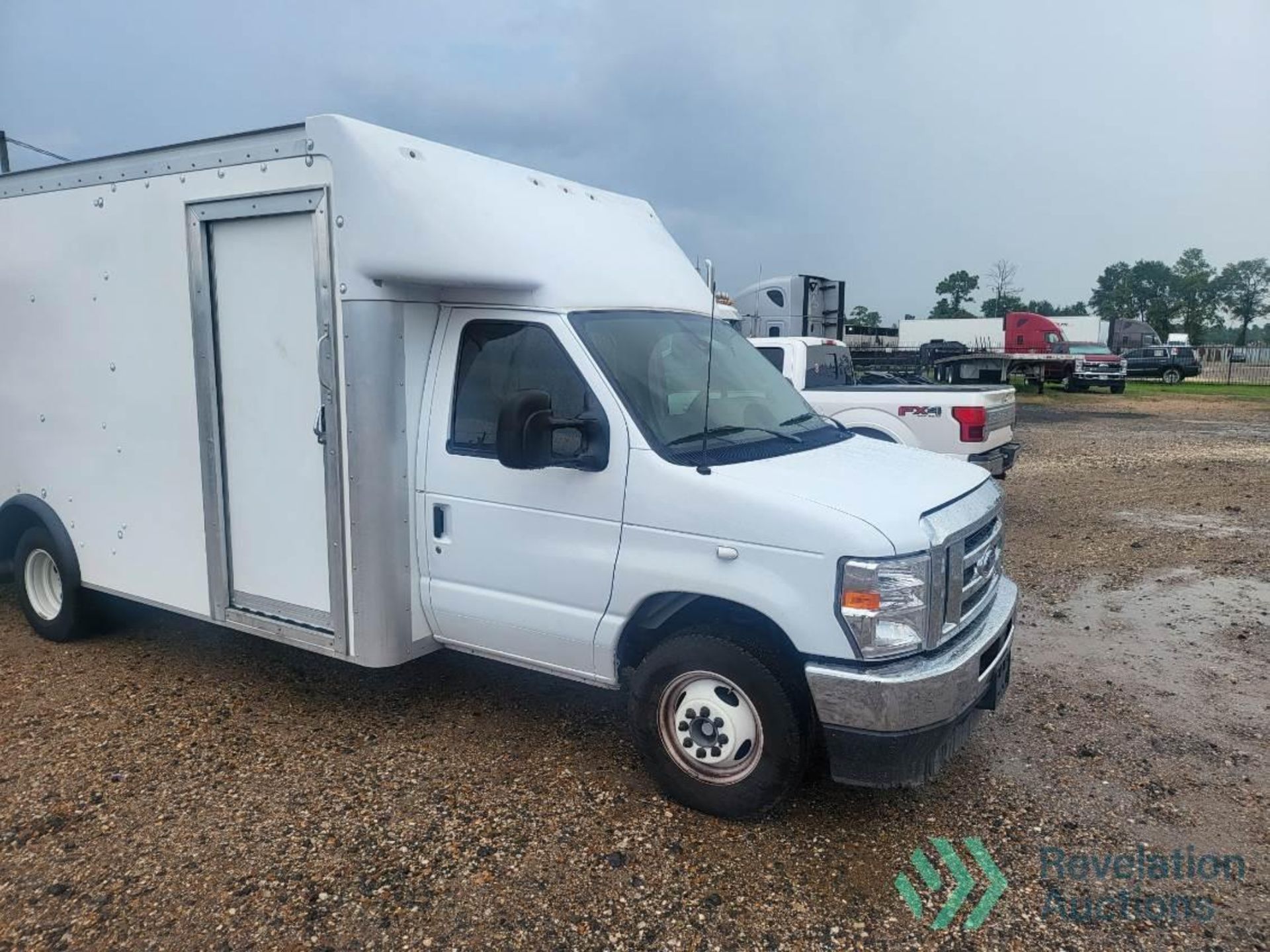 2024 FORD CUTAWAY CUBE VAN VIN/SN: 1FDWE3FN0RDD12126 YEAR / MAKE ...