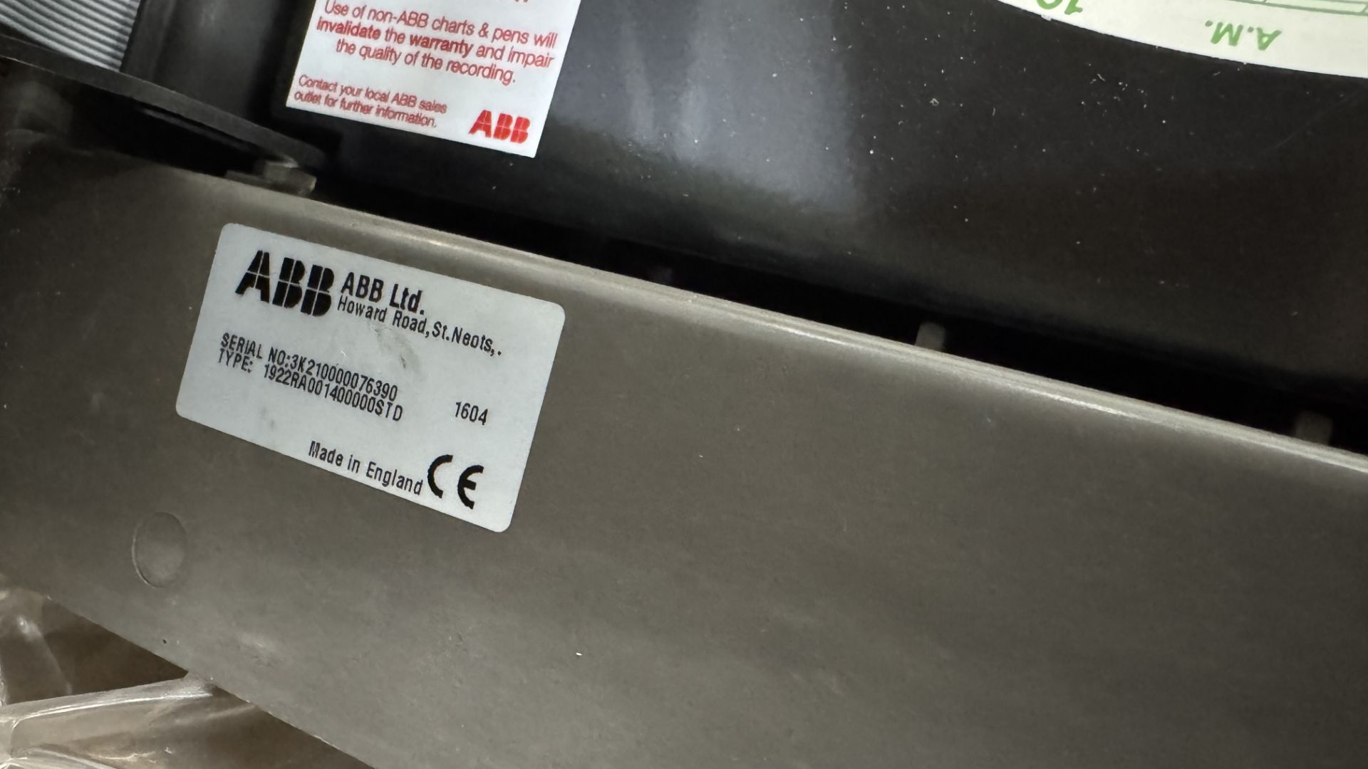 ABB Circular Chart Recorders, model Commander 1900, type ...