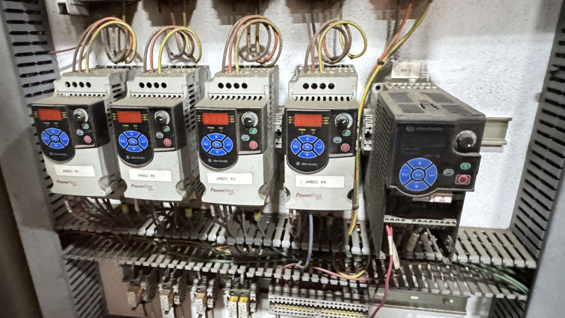 Ambec Conveyor Control Panels [Lot] of (2) with (5) AB Powerflex 4M ...