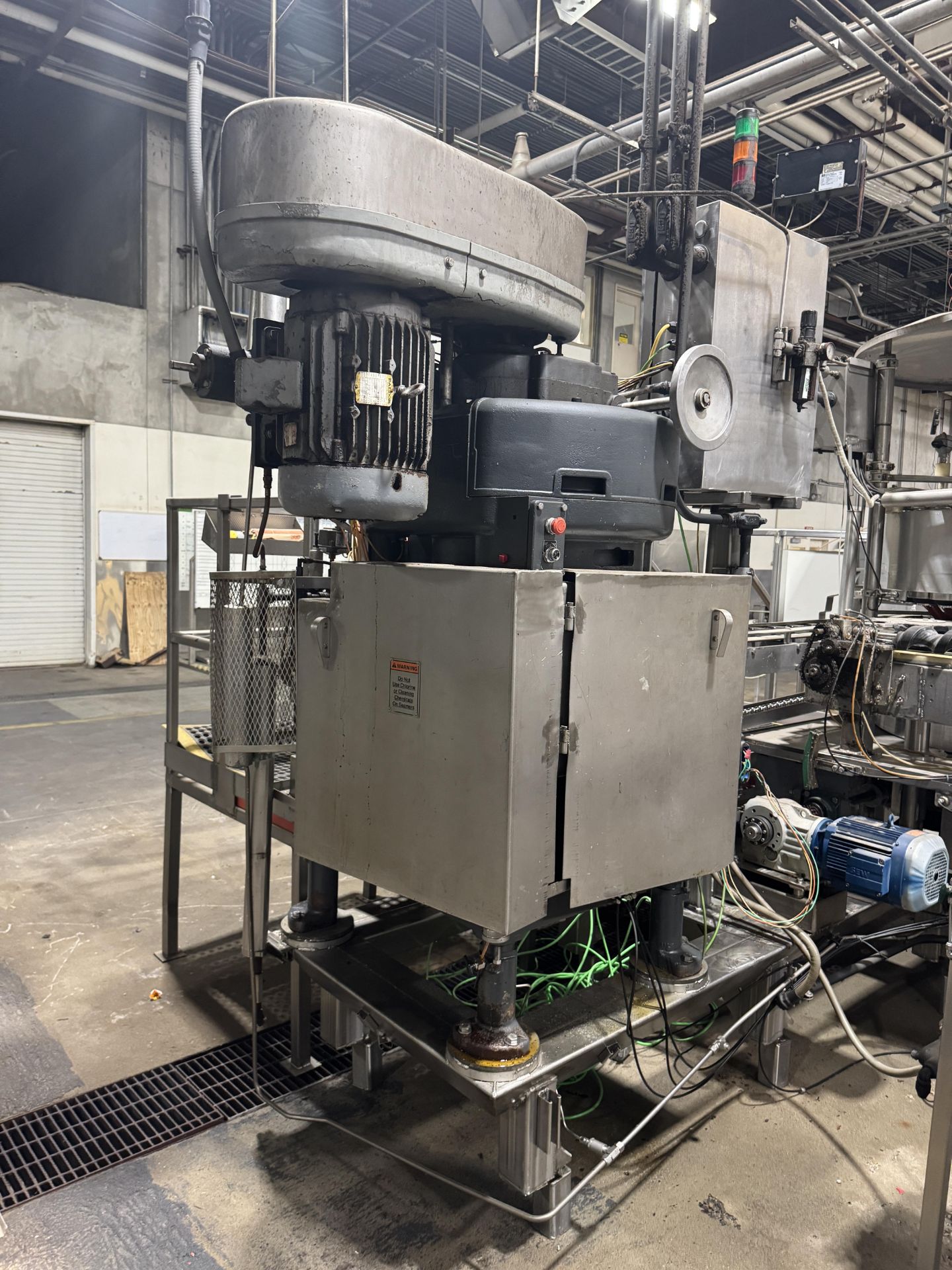 Angelus Sanitary Can Seamer, model 61H, s/n 11428686, 6- head seaming ...