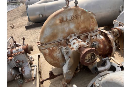 Elliott model DYRT steam turbine.