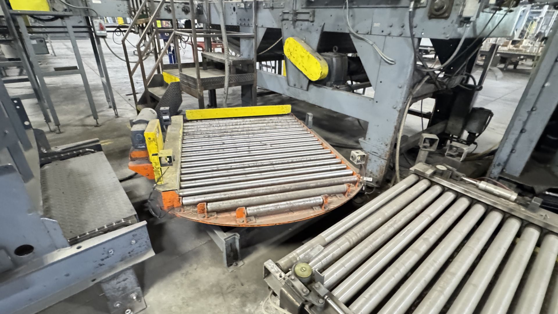 Whallon Brite Depalletizer - Line C, Magnetic head pick up, up to 3 to ...