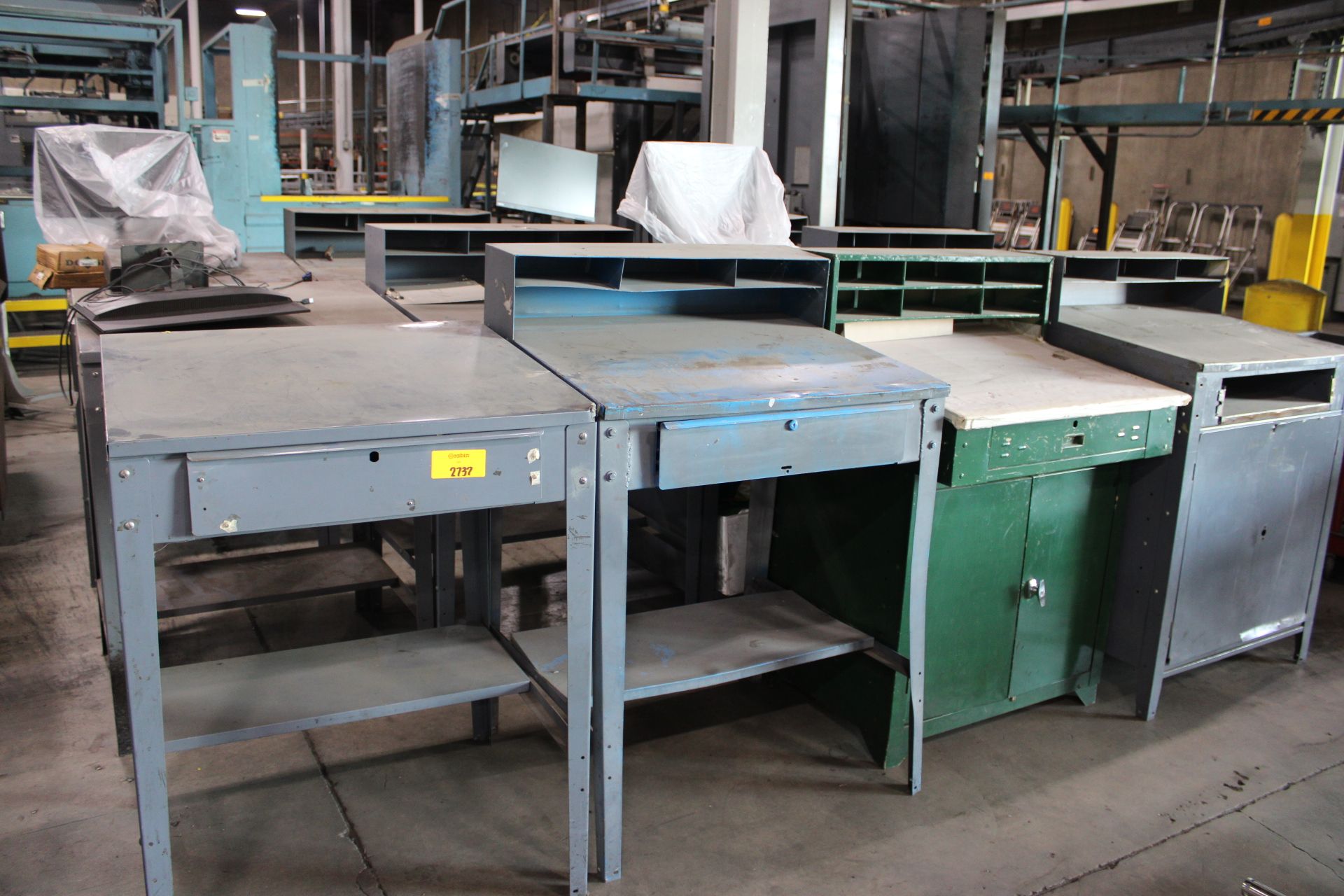 [Lot] of (12) shipping desks, 34"l x 30"w shipping desk w/ monitors ...