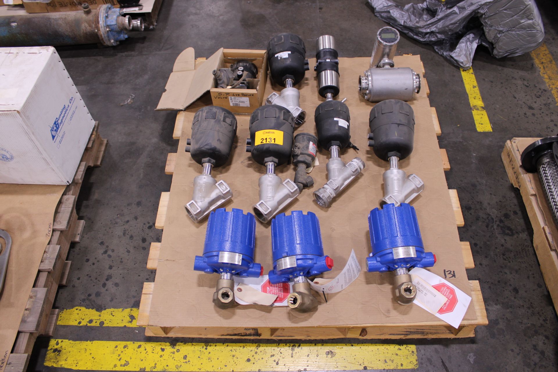 [Lot] of (10) assorted valves includeing burket type angle seat valves ...