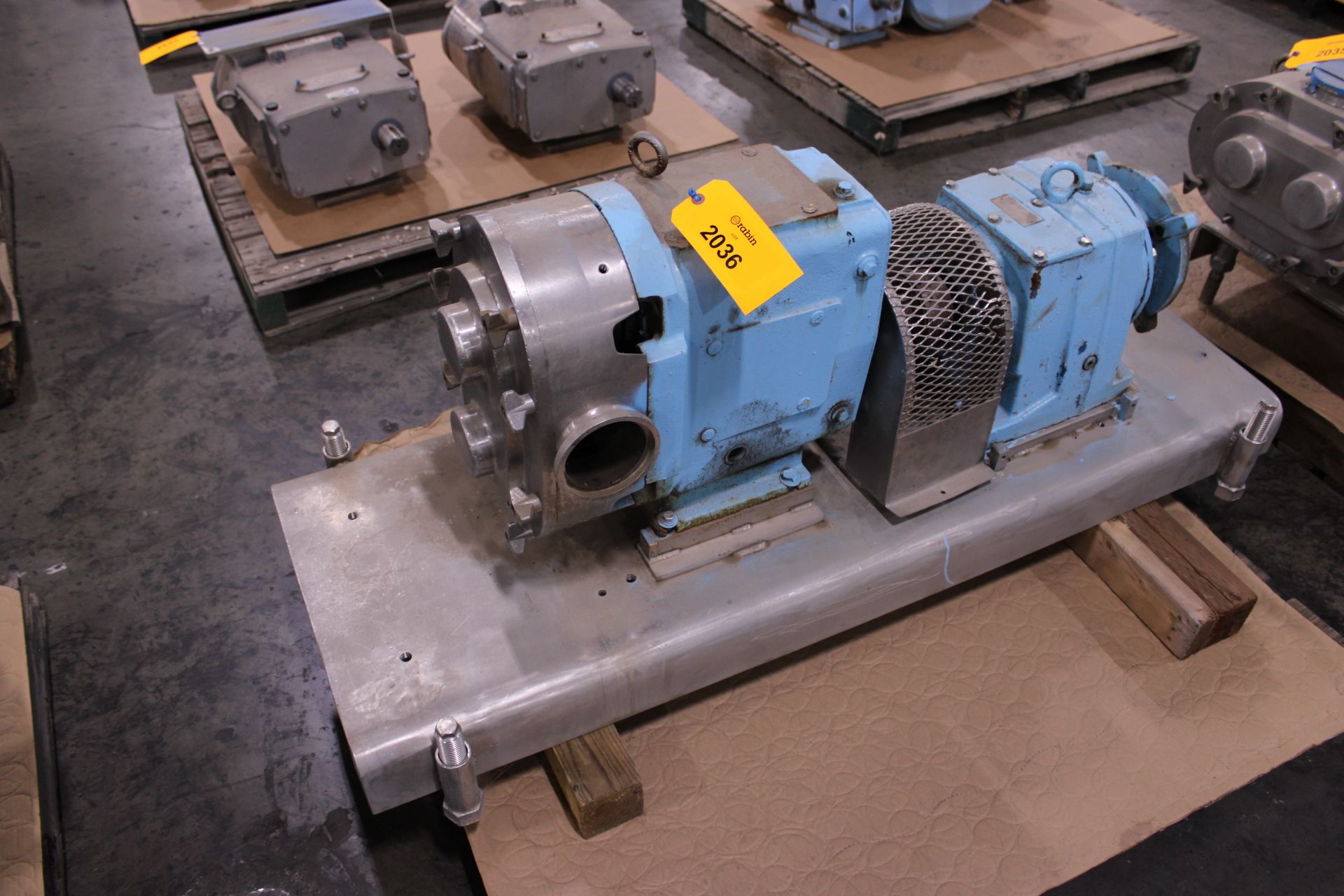 Waukesha ss positive displacement pump, model 220U1, 310gpm, rpm: 1750 ...