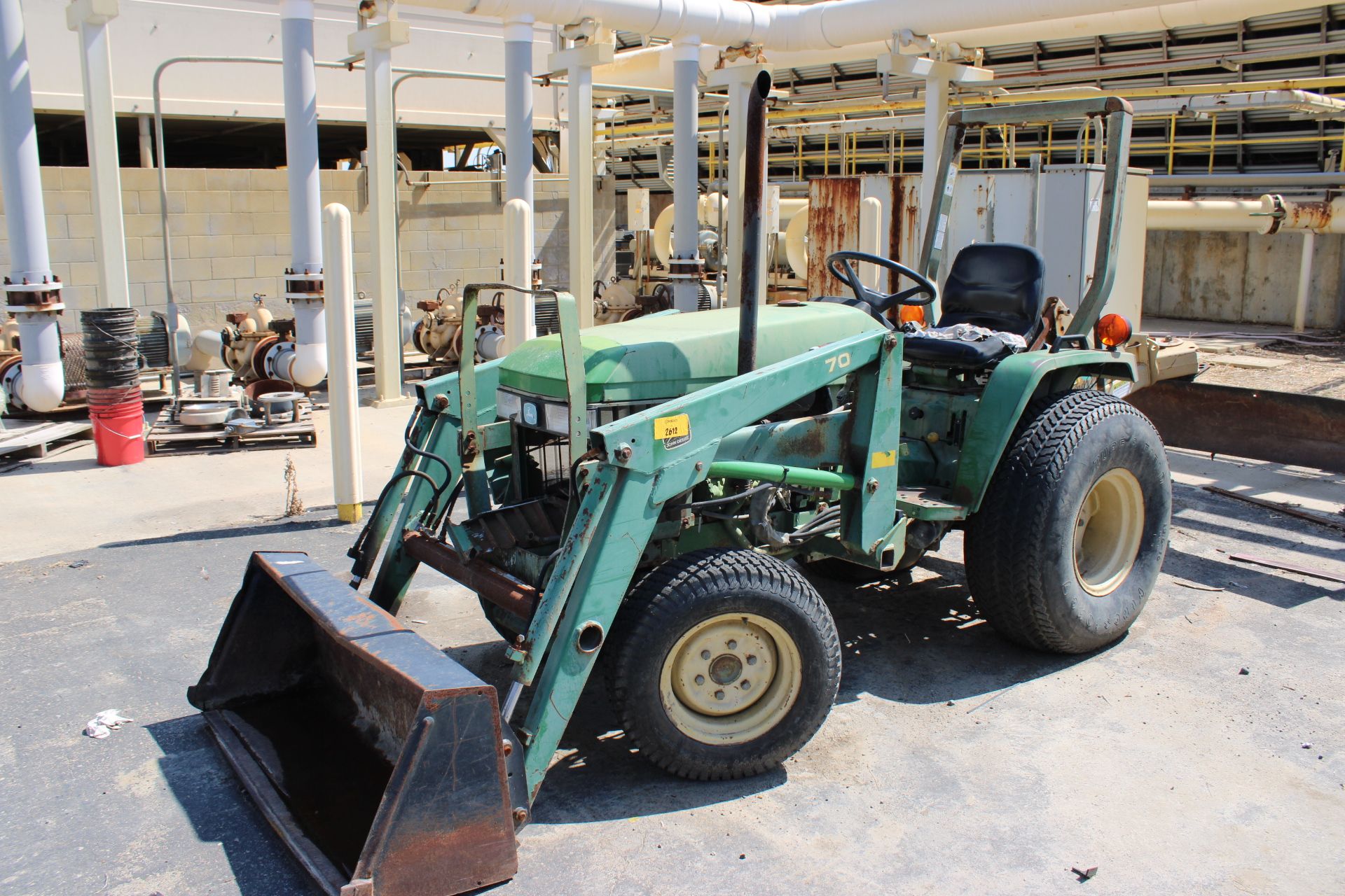 John Deere model 70 wheel loader with Land Pride scrapper attachment ...