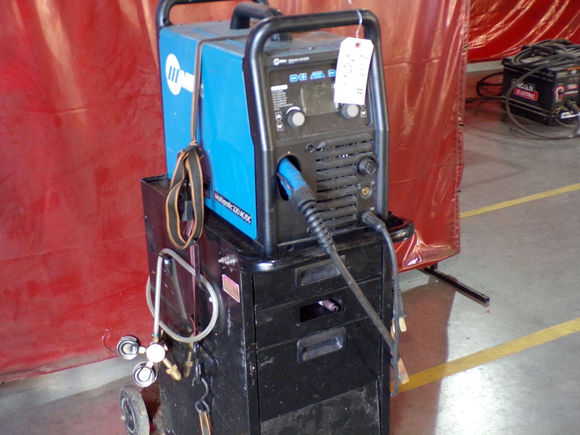 Miller Welder, model Multimatic 220 Ac/Dc w/Cart, s/n NA092708Y