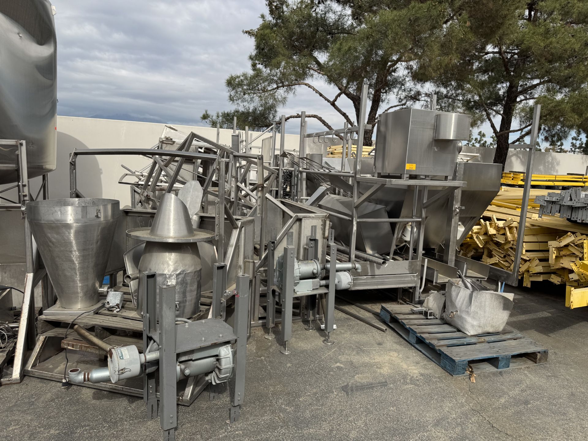 [LOT] of Assorted Stainless Parts, consisting of platforms, 48" x 48 ...