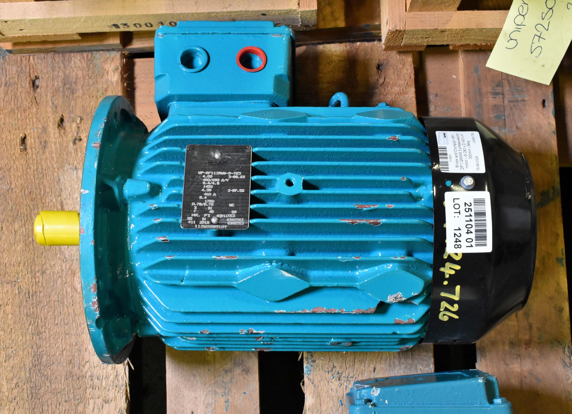 Brook Crompton WP-DF112MWX 3 phase electric motor - W 280 x D 450 x H ...