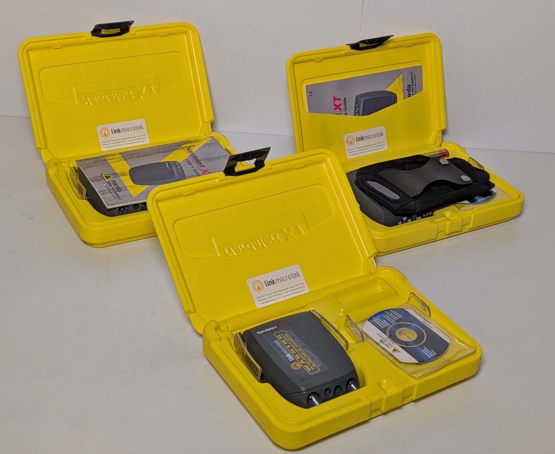 3x Narda Safety Test Solutions D8862 Nardalert XT personal monitors in ...