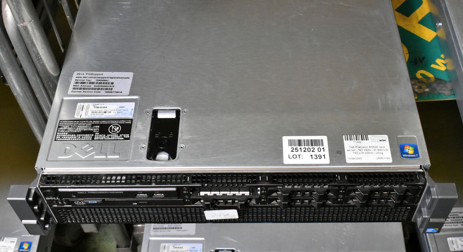 Dell Precision R5500 rack server - NO HDD - W 480 x D 740 x H 90mm - 20kg