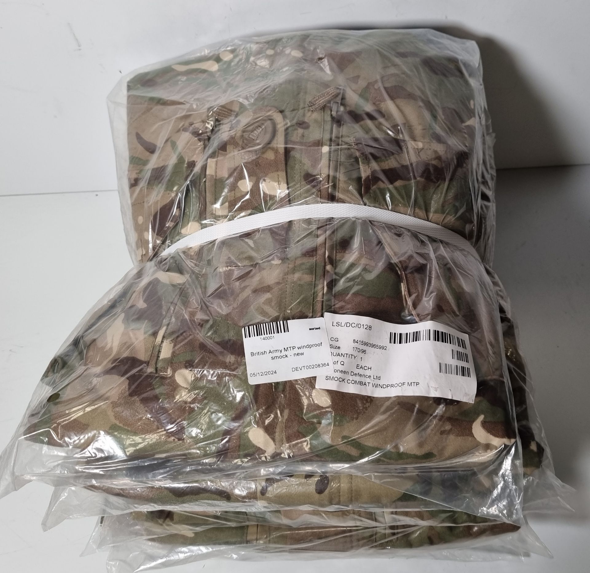 100x British Army MTP windproof smocks - mixed sizes Unused Asset with ...