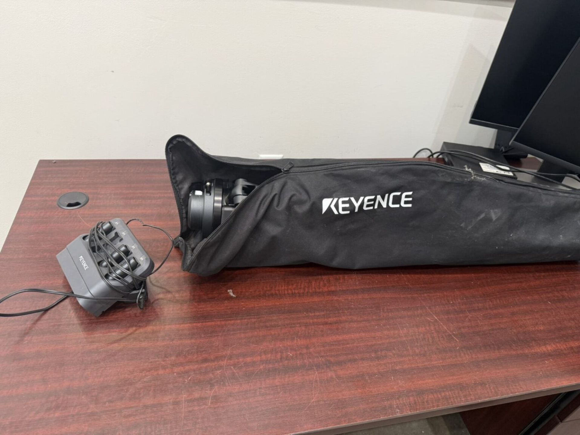 Keyence Model WM-C3000 Portable CMM (SN: 3B0N000005) Scan Tool with ...