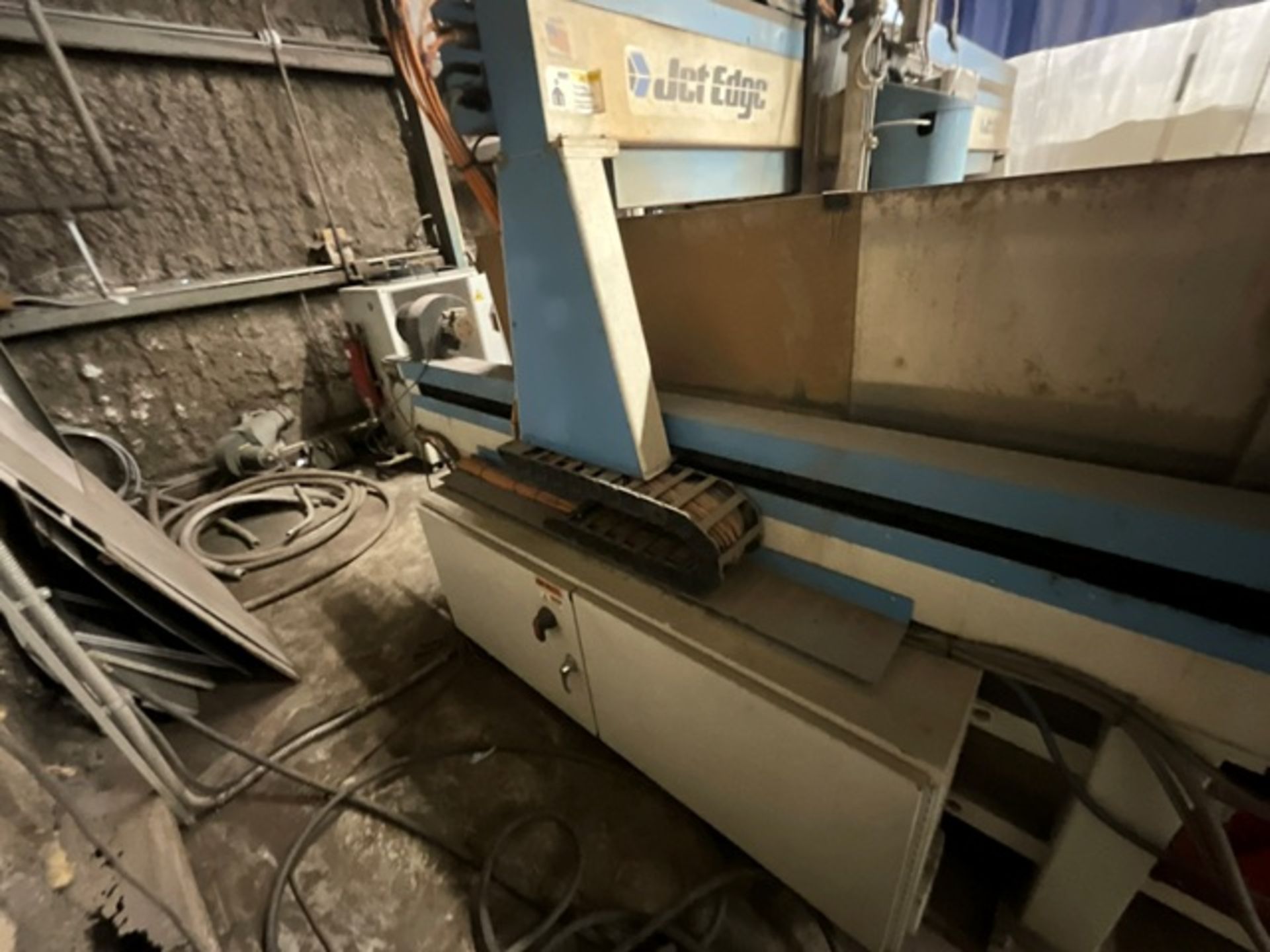 Jet Edge 5-Axis Waterjet Cutting System, Model 5X10MR (SN: 130079) - 6 ...