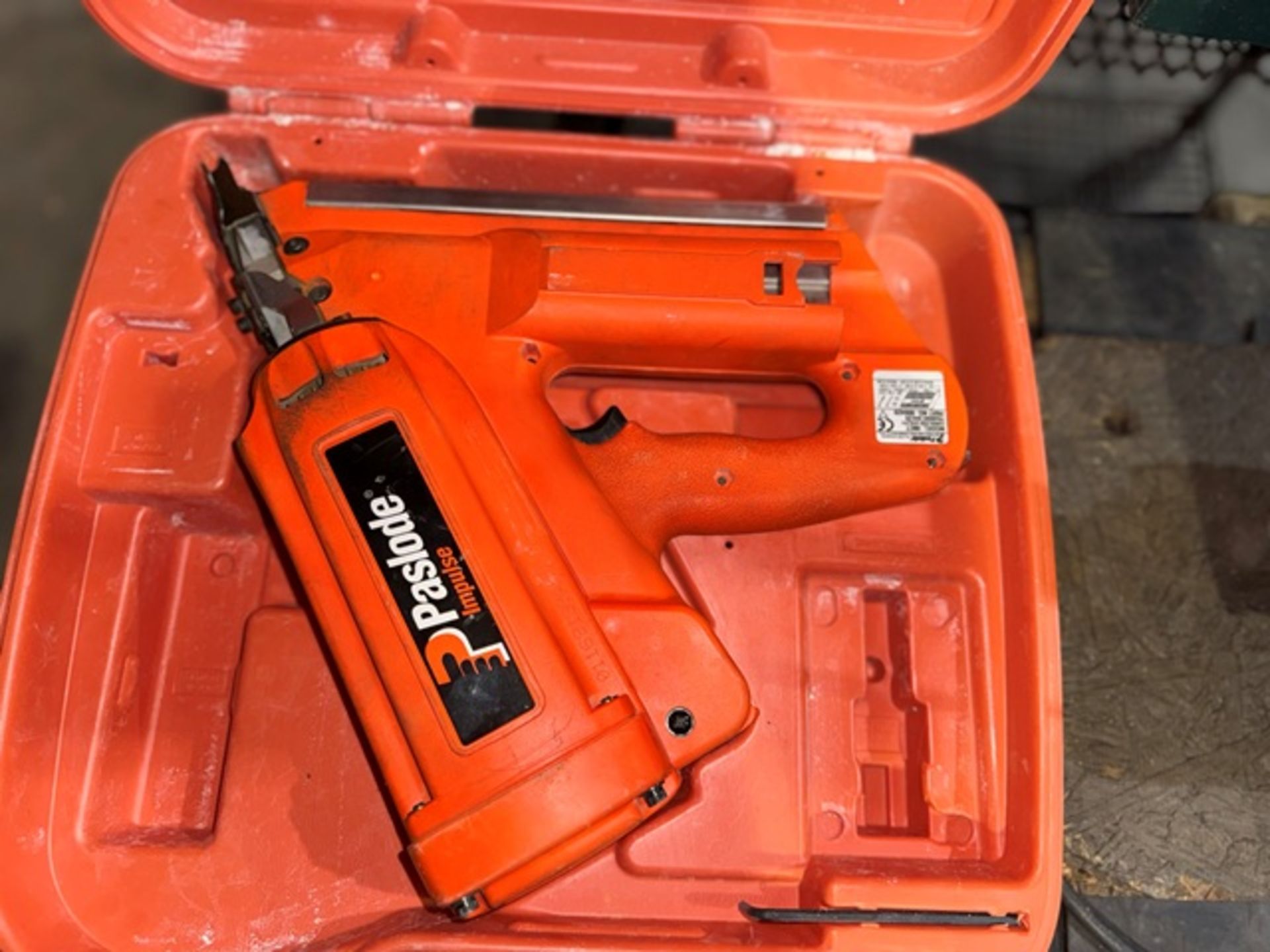 Paslode Model IMCT Cordless Nail Gun; Part # 900420