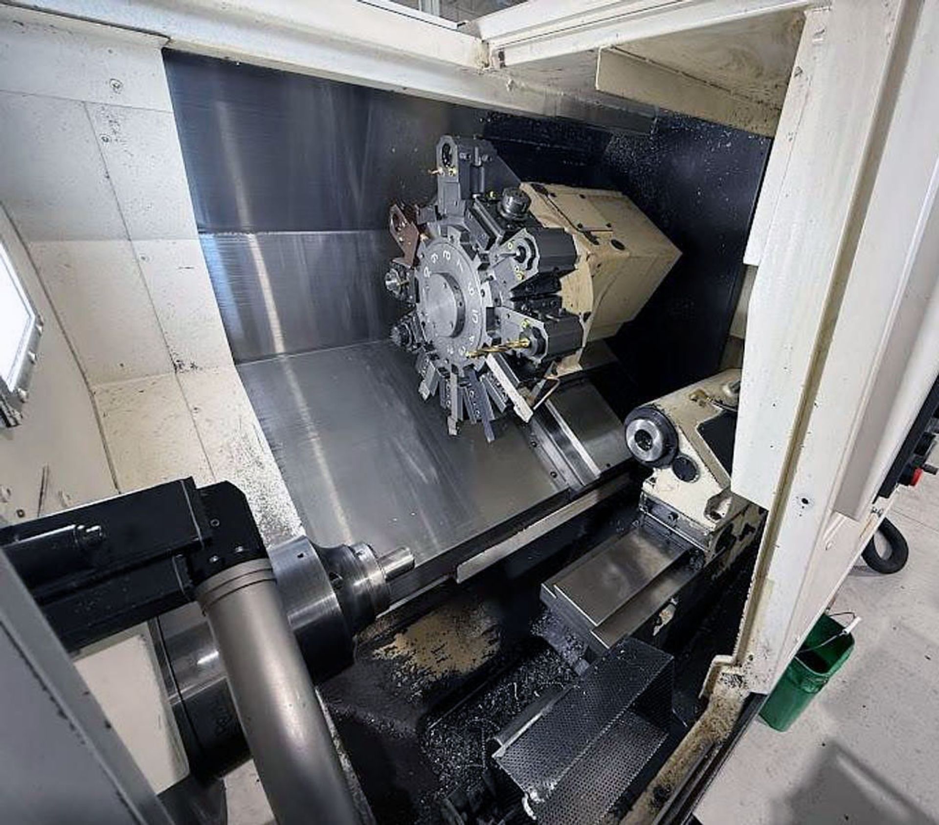2018 Okuma GENOS L300-M-e CNC Lathe w/ Bar Feeder Factory Specs ...