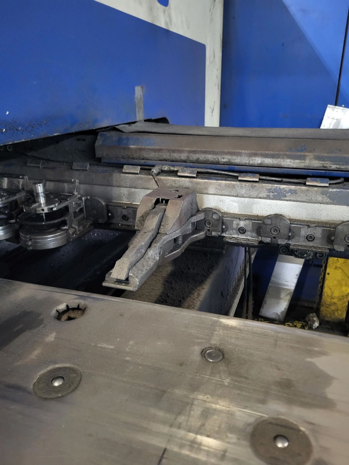2001 Trumpf Trumatic 200 CNC Turret Punch Located at Plant#2 in ...